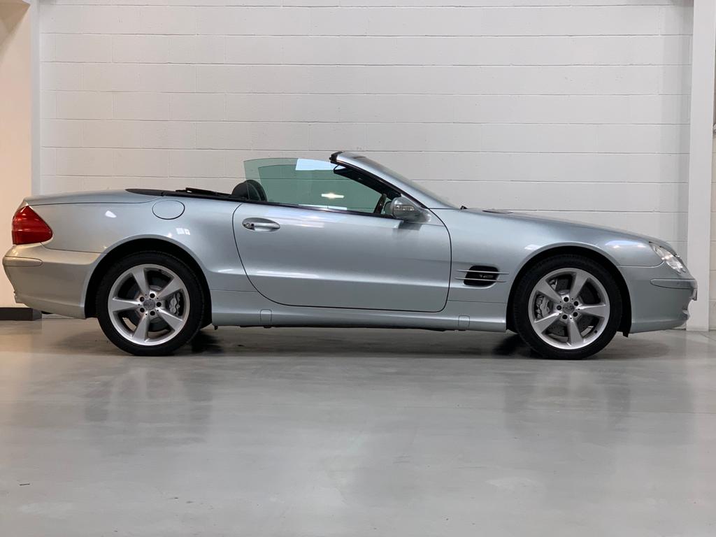 Lot 36 - 2003 Mercedes-Benz SL600