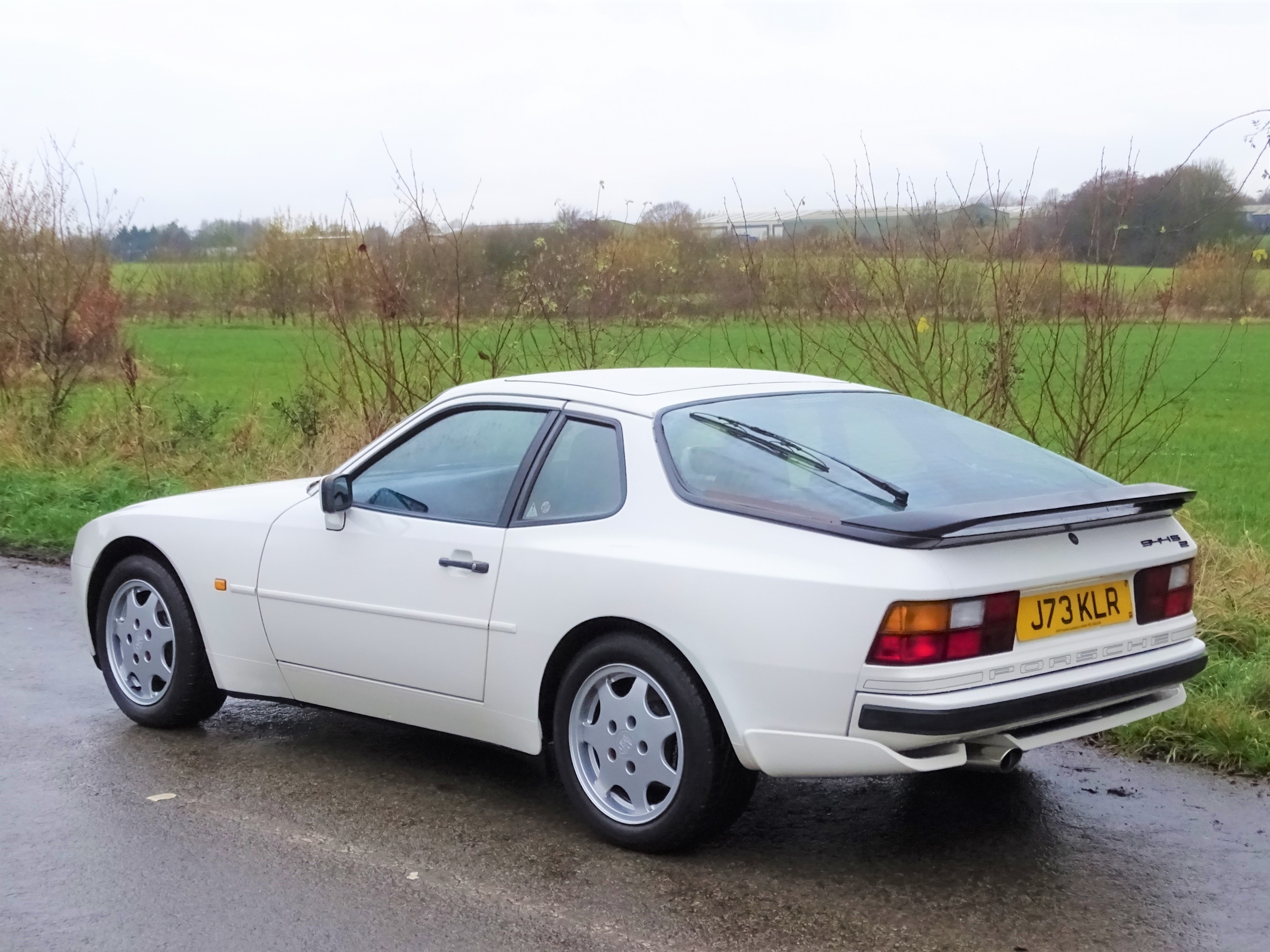 Lot 1 - 1992 Porsche 944 S2