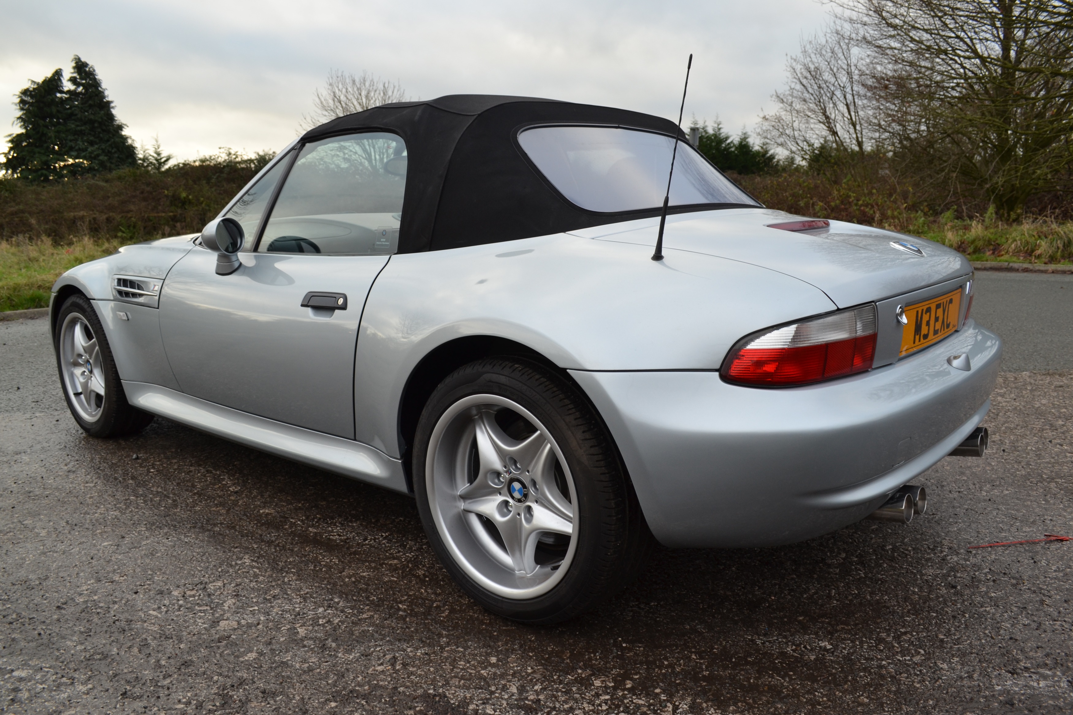 Lot 33 - 1998 BMW Z3M Roadster