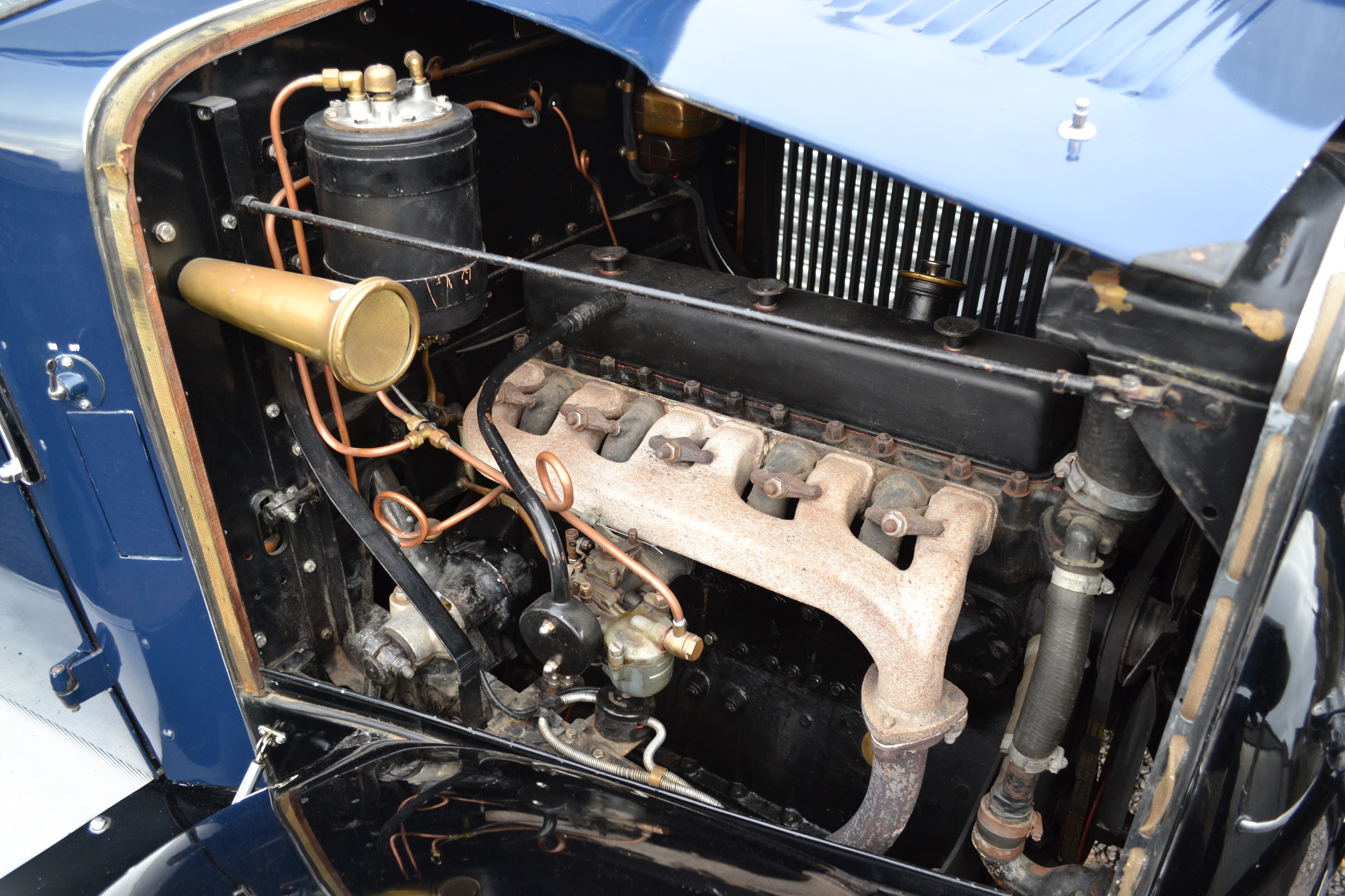 Lot 361 - 1938 Morris Super Six 'G2SW' Taxi