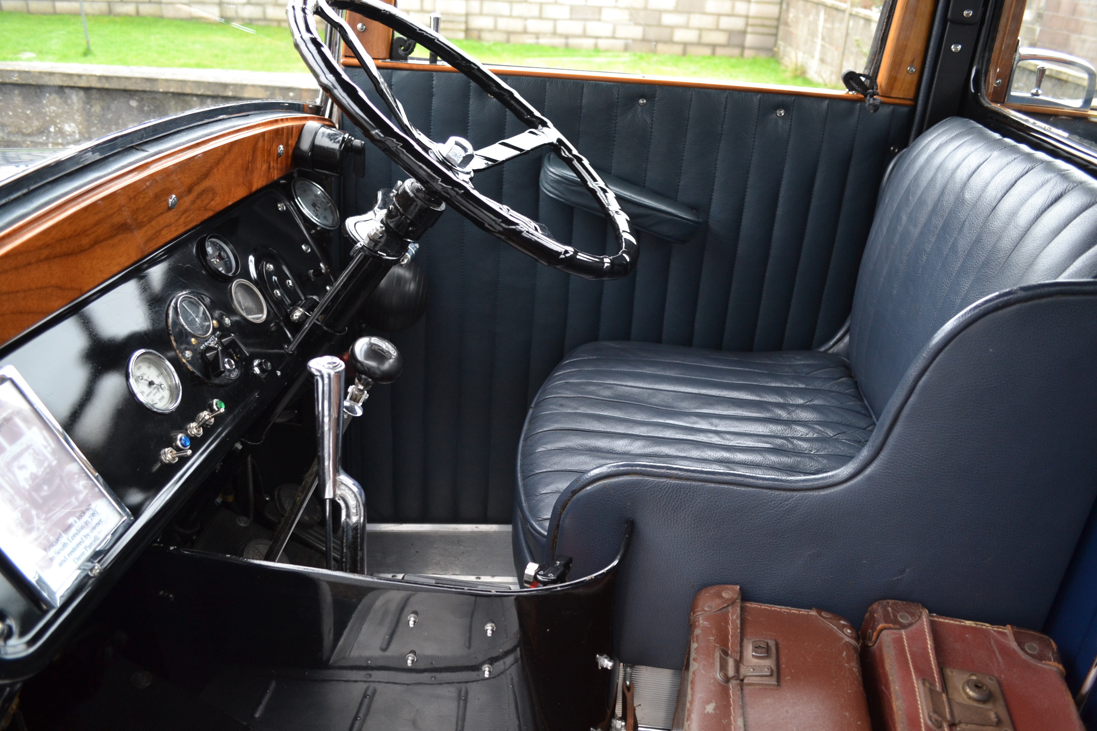Lot 361 - 1938 Morris Super Six 'G2SW' Taxi