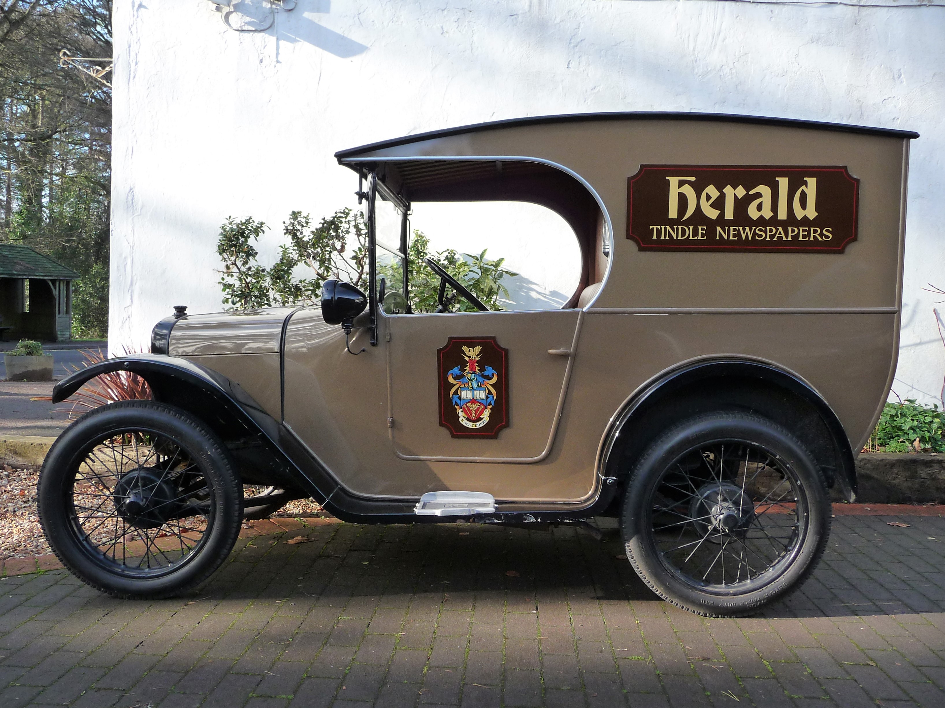 Lot 124 - 1929 Austin Seven Van