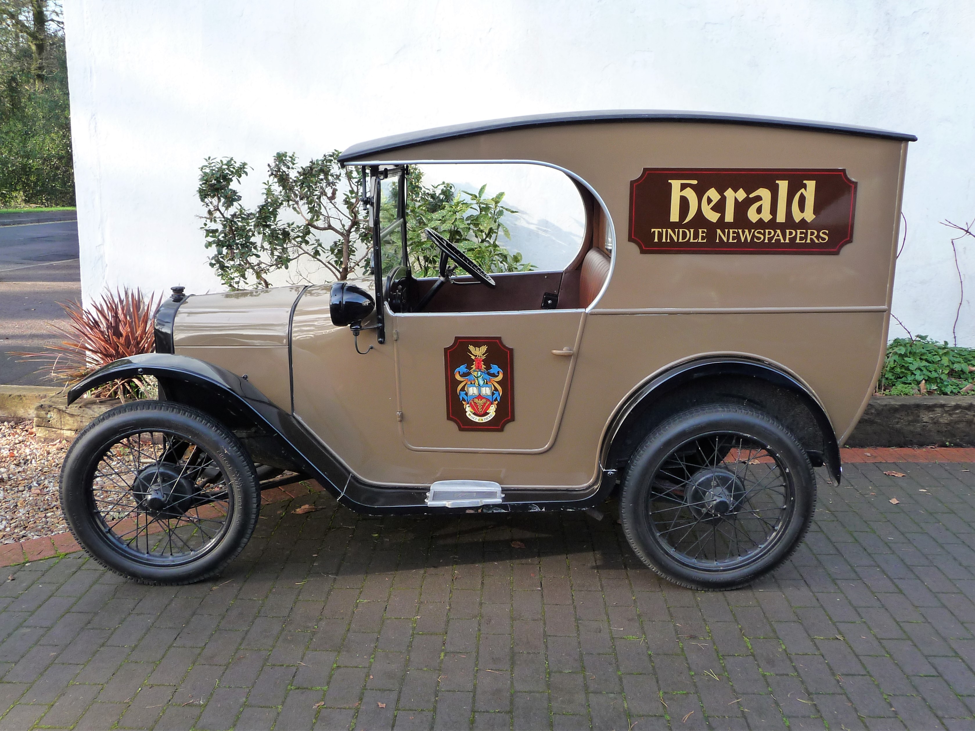 Lot 124 - 1929 Austin Seven Van