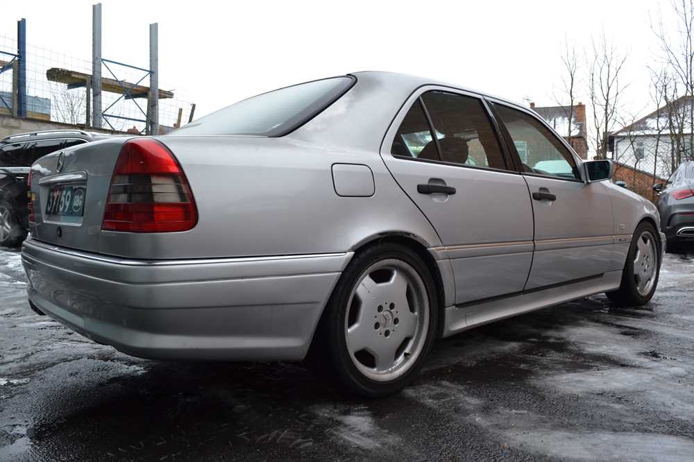Lot 284 - 1996 Mercedes-Benz C36 AMG