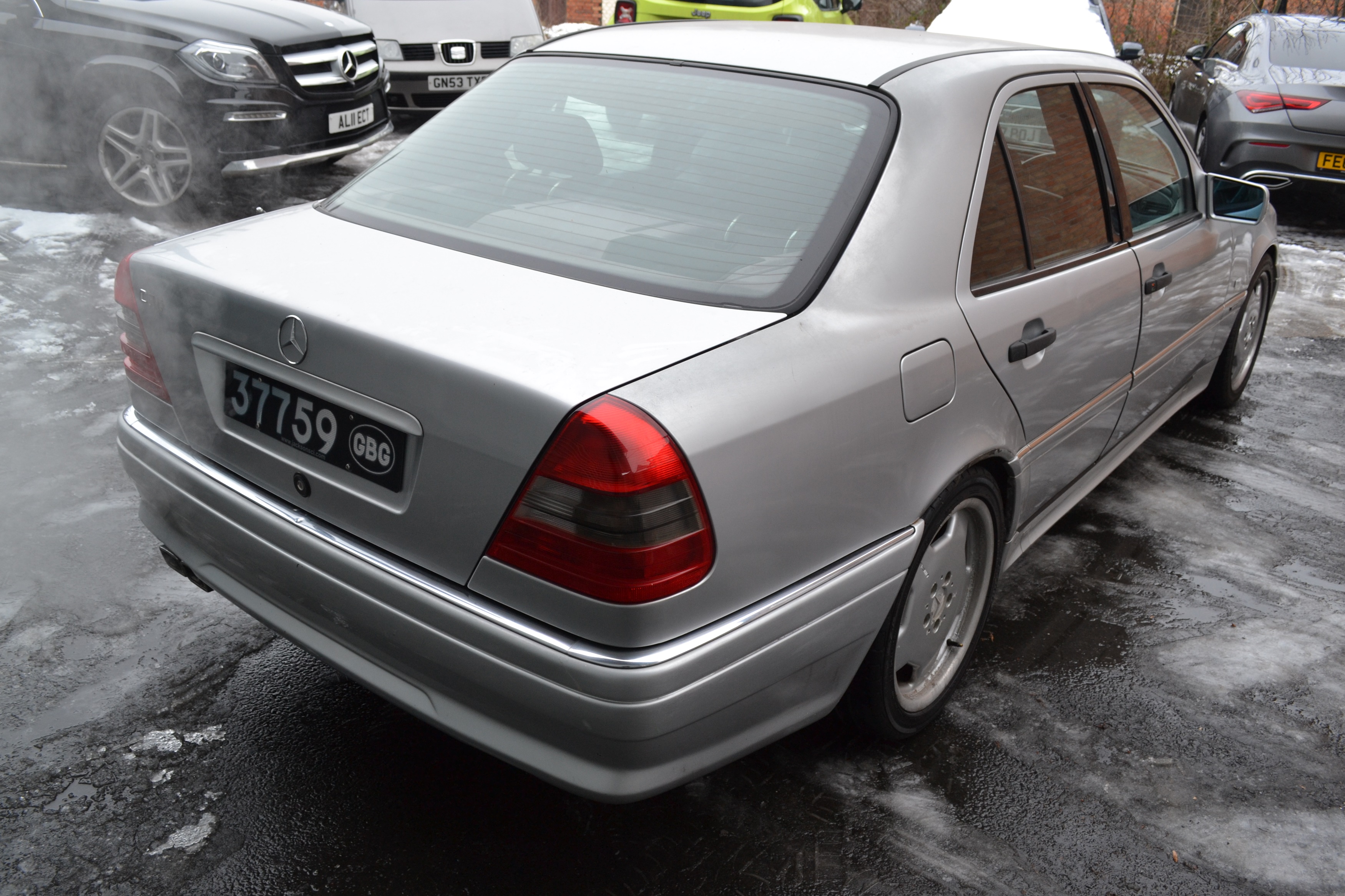 Lot 284 - 1996 Mercedes-Benz C36 AMG