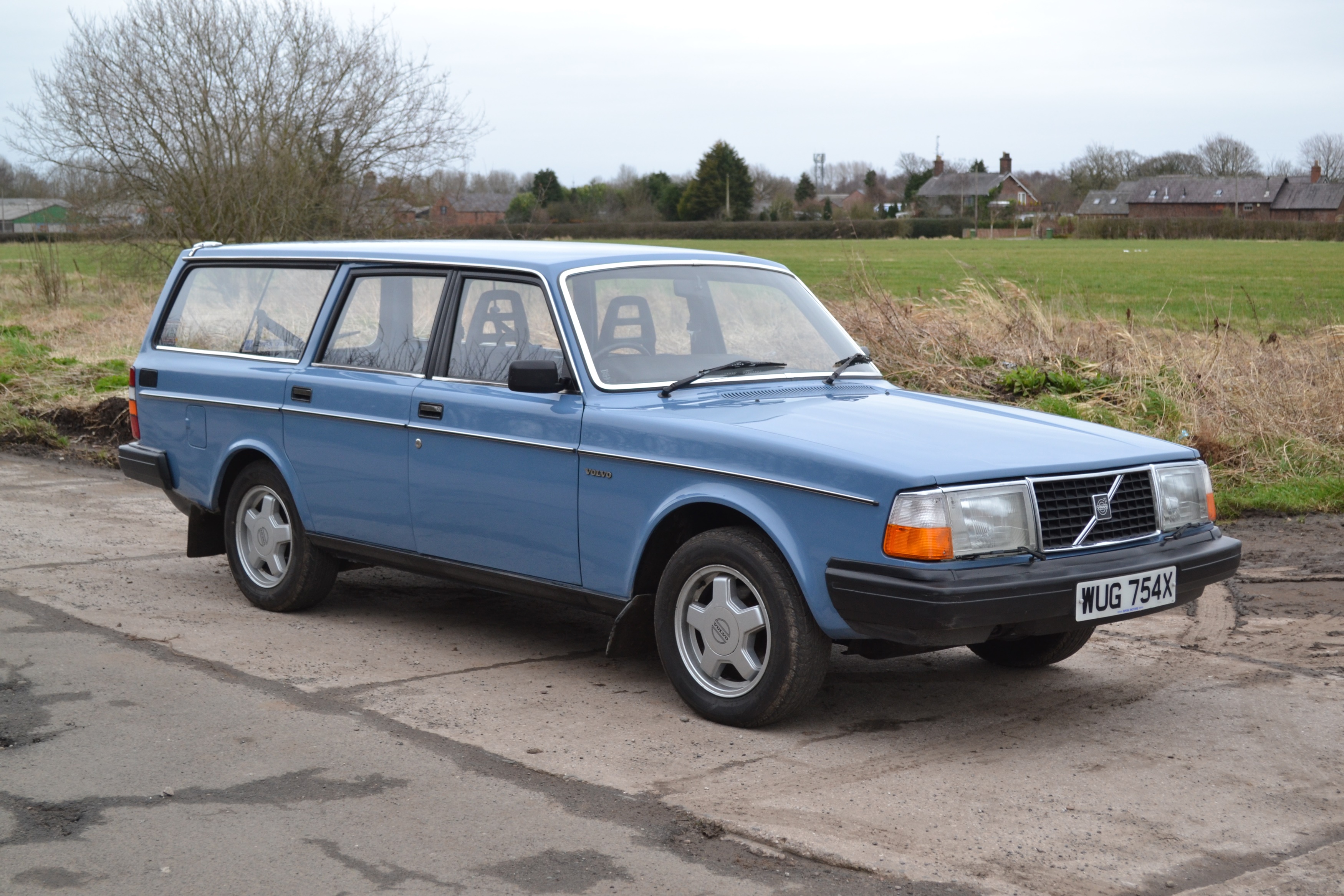 Lot 200 - 1981 Volvo 245 DL Estate