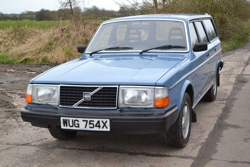 Lot 200 - 1981 Volvo 245 DL Estate