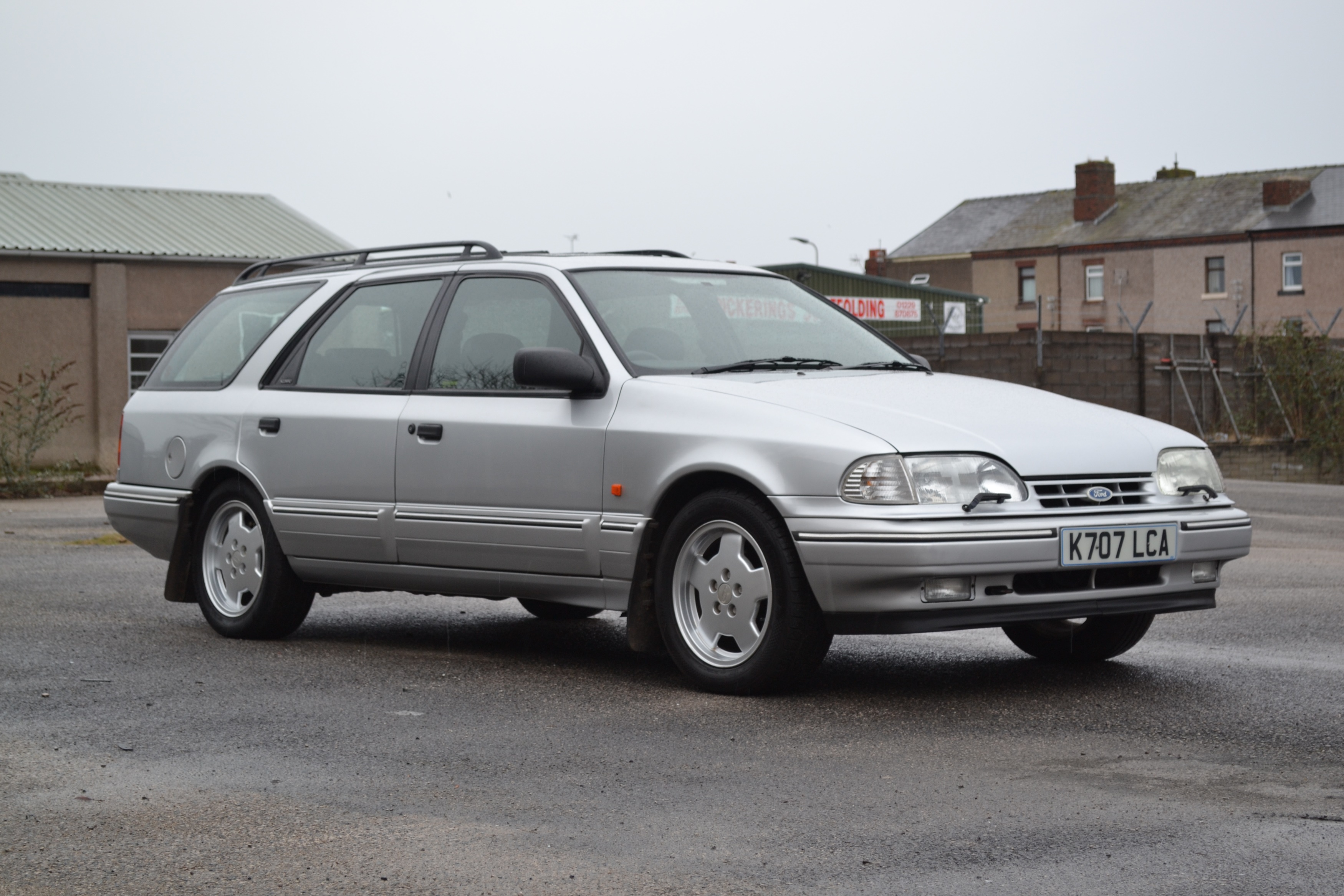 Lot 254 - 1992 Ford Granada Scorpio Estate