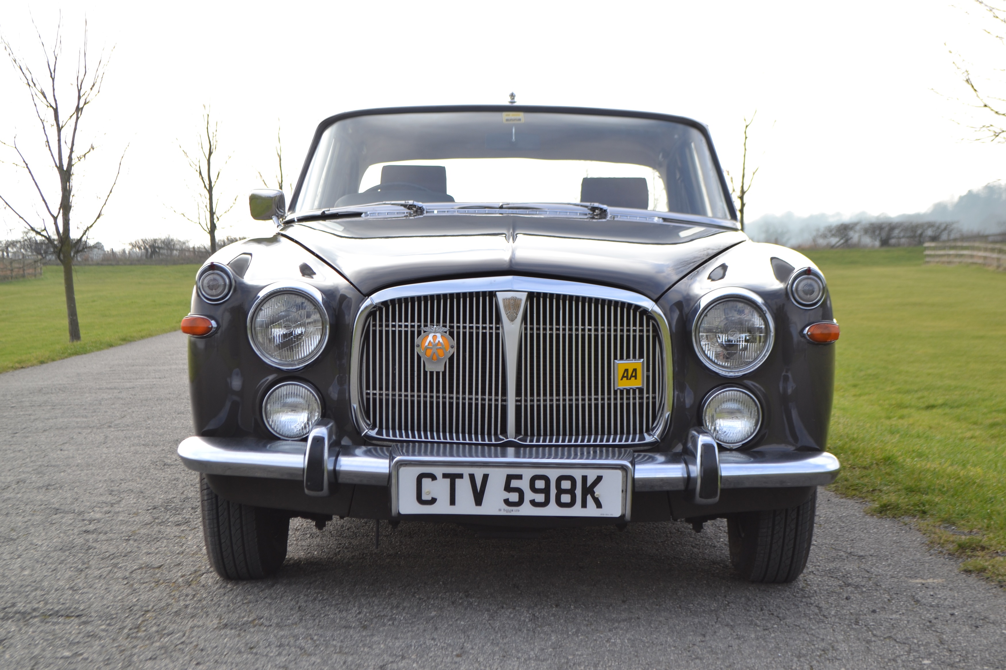 Lot 39 - 1971 Rover P5B 3.5 Coupe