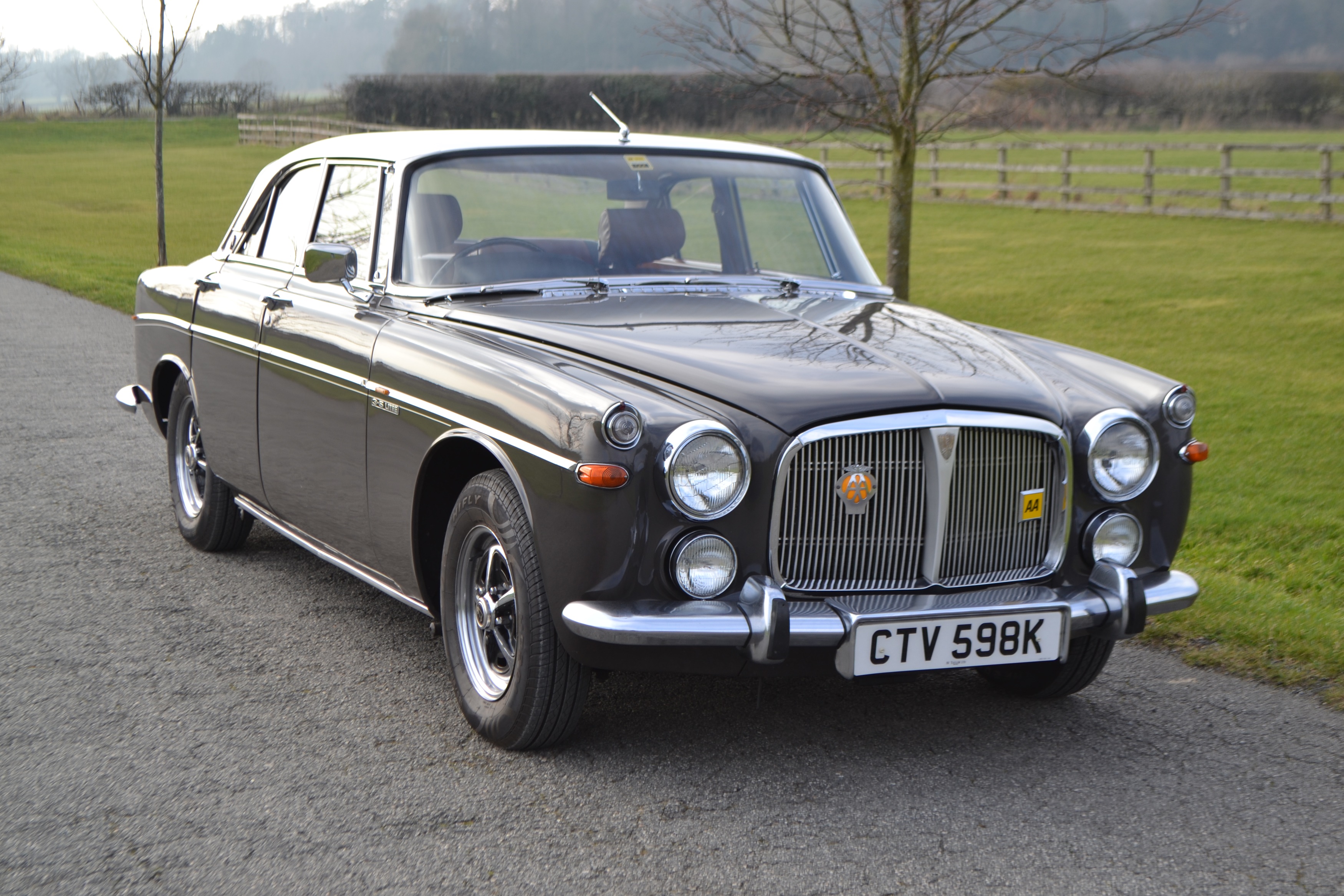 Lot 39 - 1971 Rover P5B 3.5 Coupe