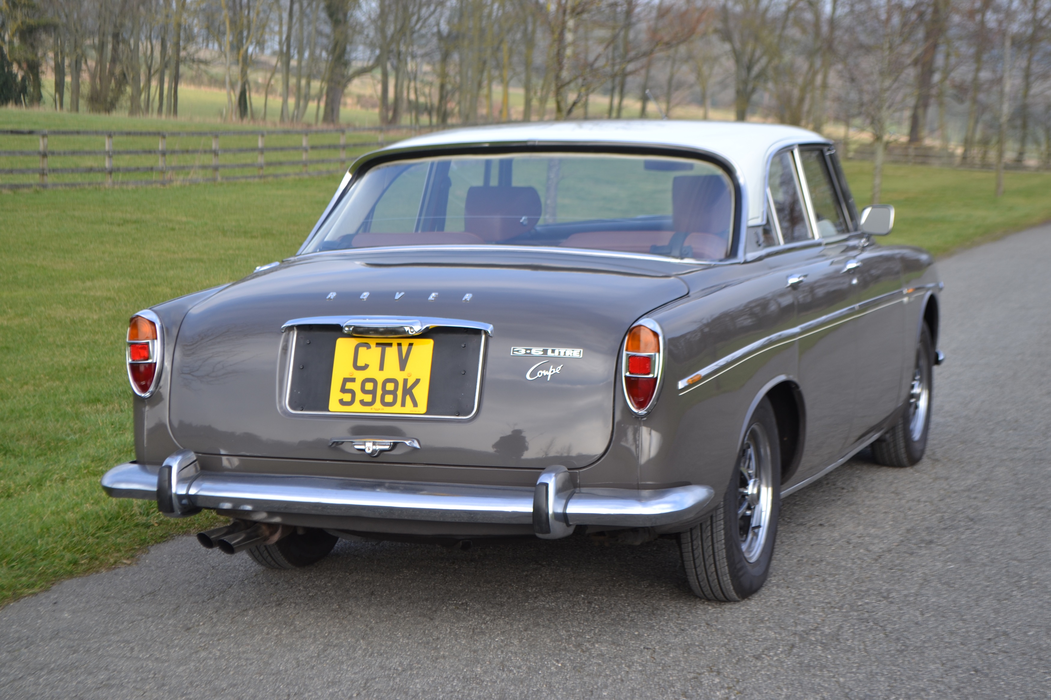 Lot 39 - 1971 Rover P5B 3.5 Coupe