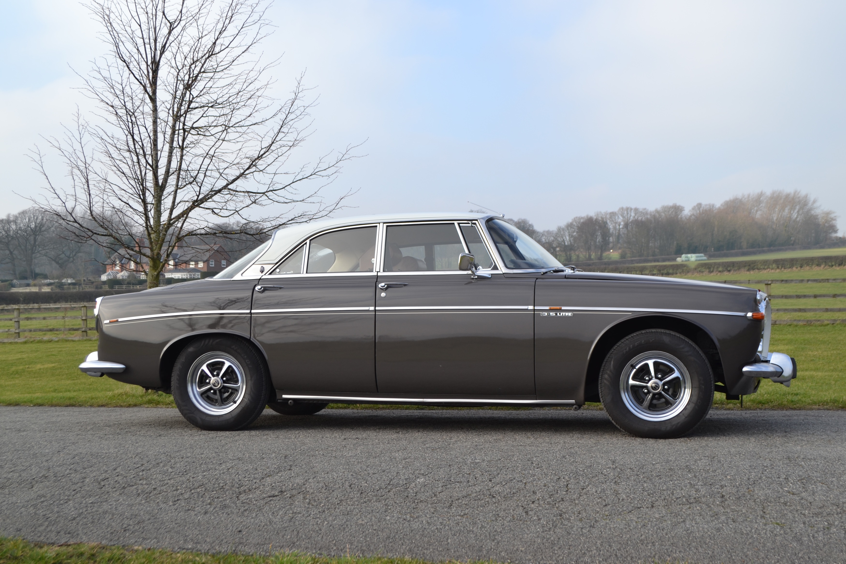 Lot 39 - 1971 Rover P5B 3.5 Coupe