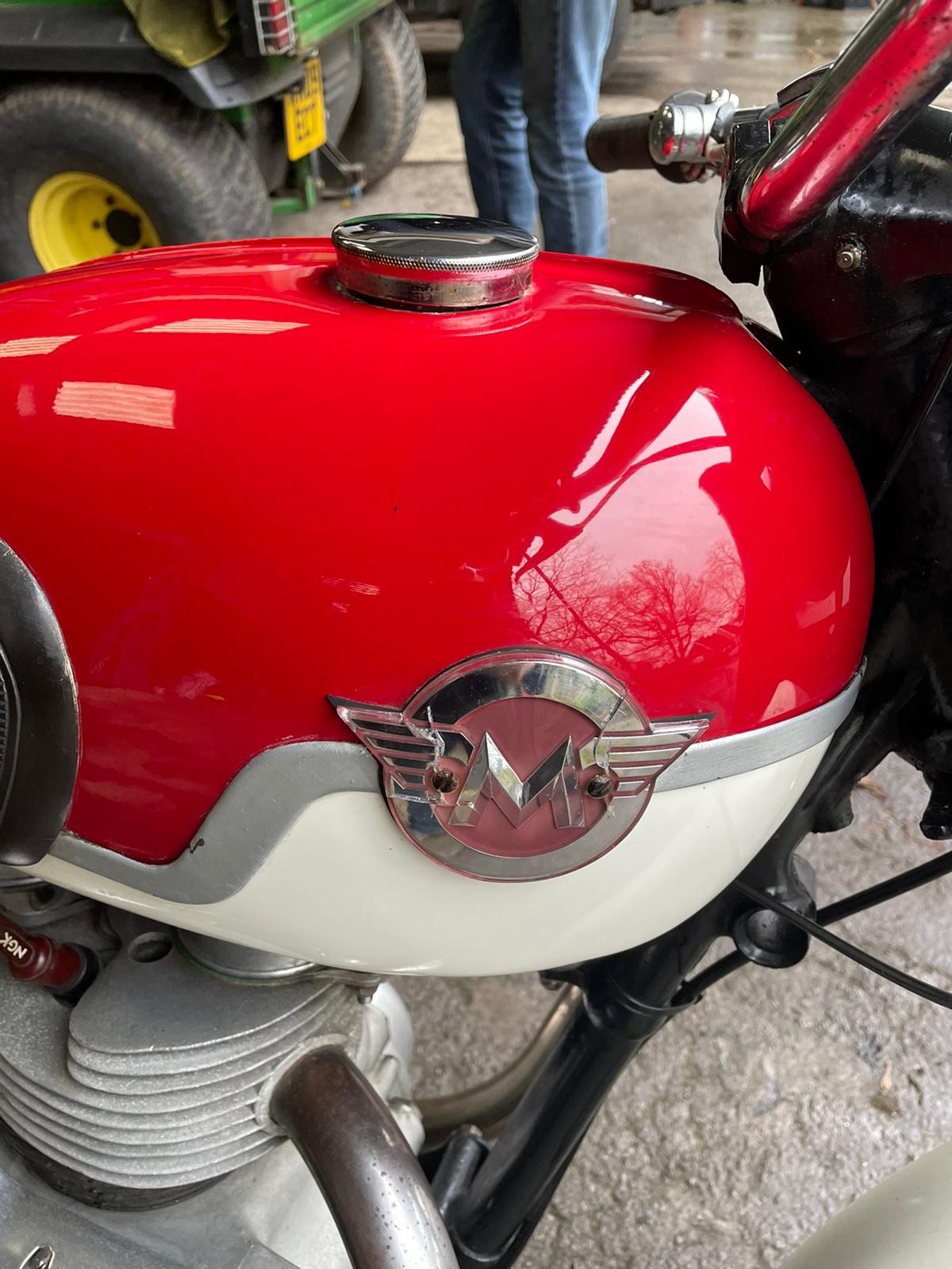 Lot 112 - 1959 Matchless G12