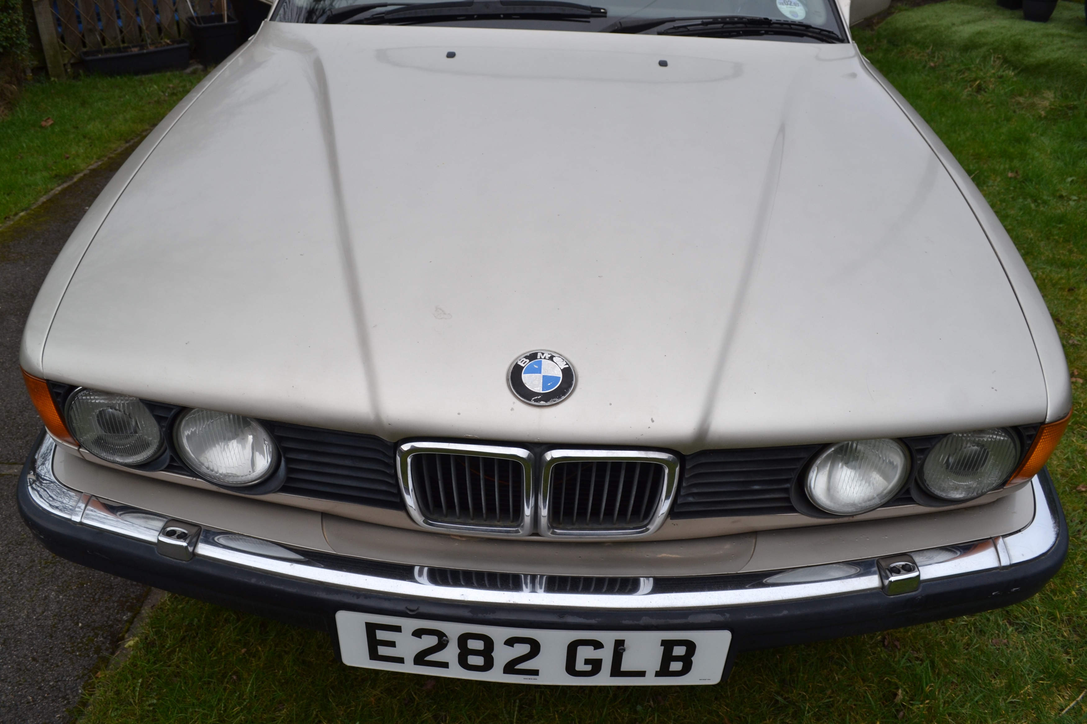 Lot 281 - 1987 BMW 730i