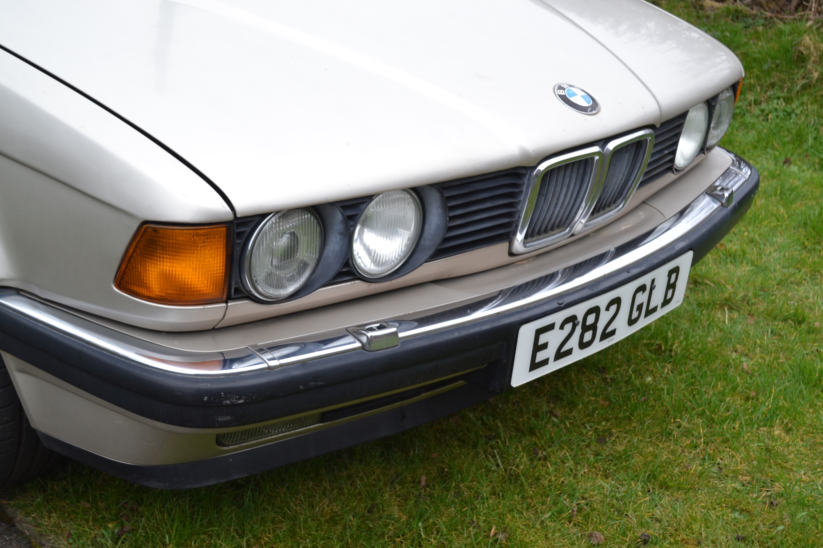 Lot 281 - 1987 BMW 730i