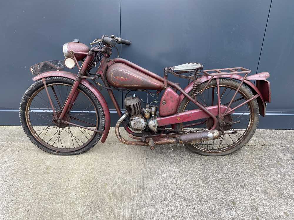Lot 139 - 1953 James Comet Deluxe