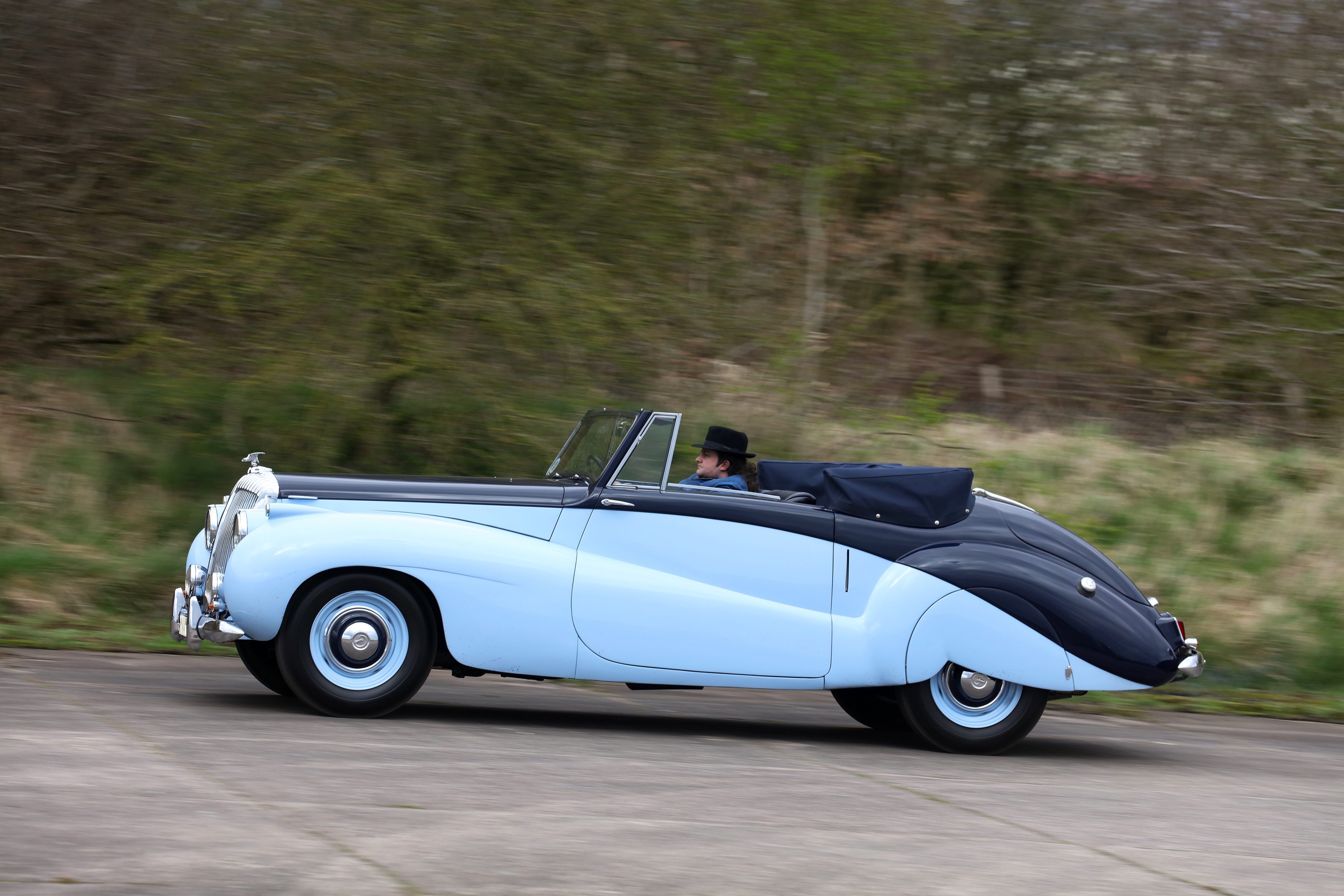 Lot 76 - 1952 Daimler DB18 Special Sports Drophead