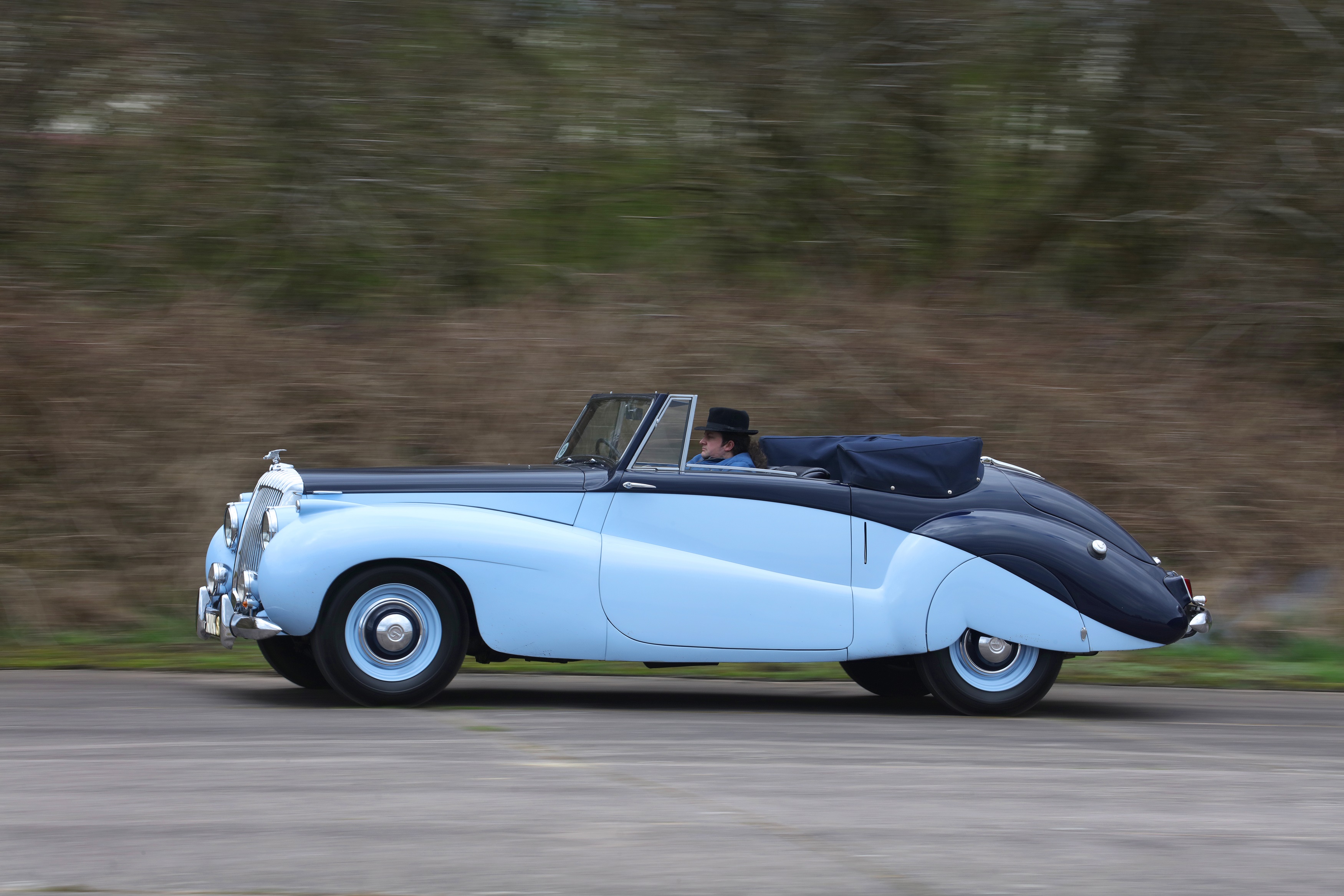 Lot 76 - 1952 Daimler DB18 Special Sports Drophead