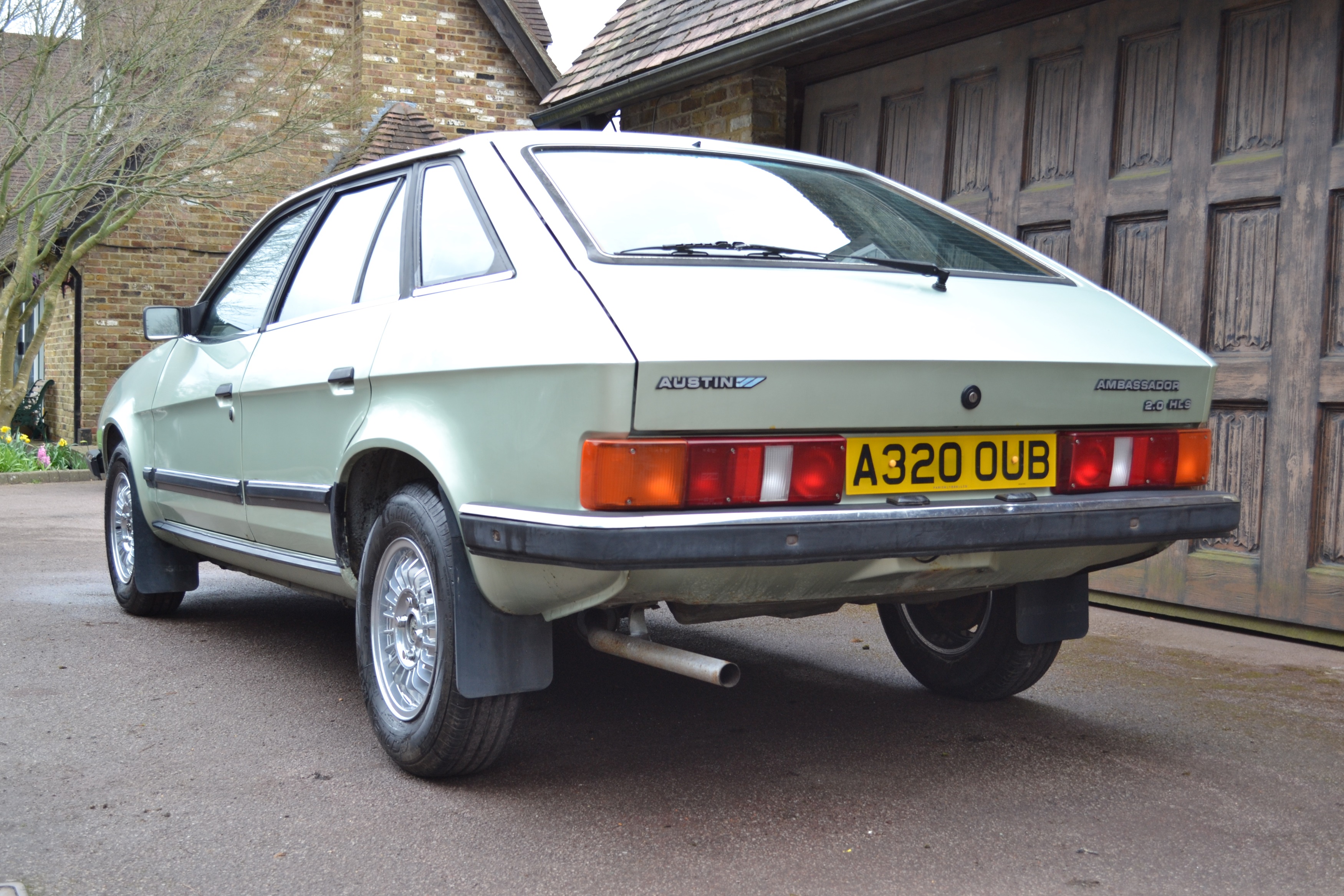 Lot 263 - 1984 Austin Ambassador 2.0 HLS