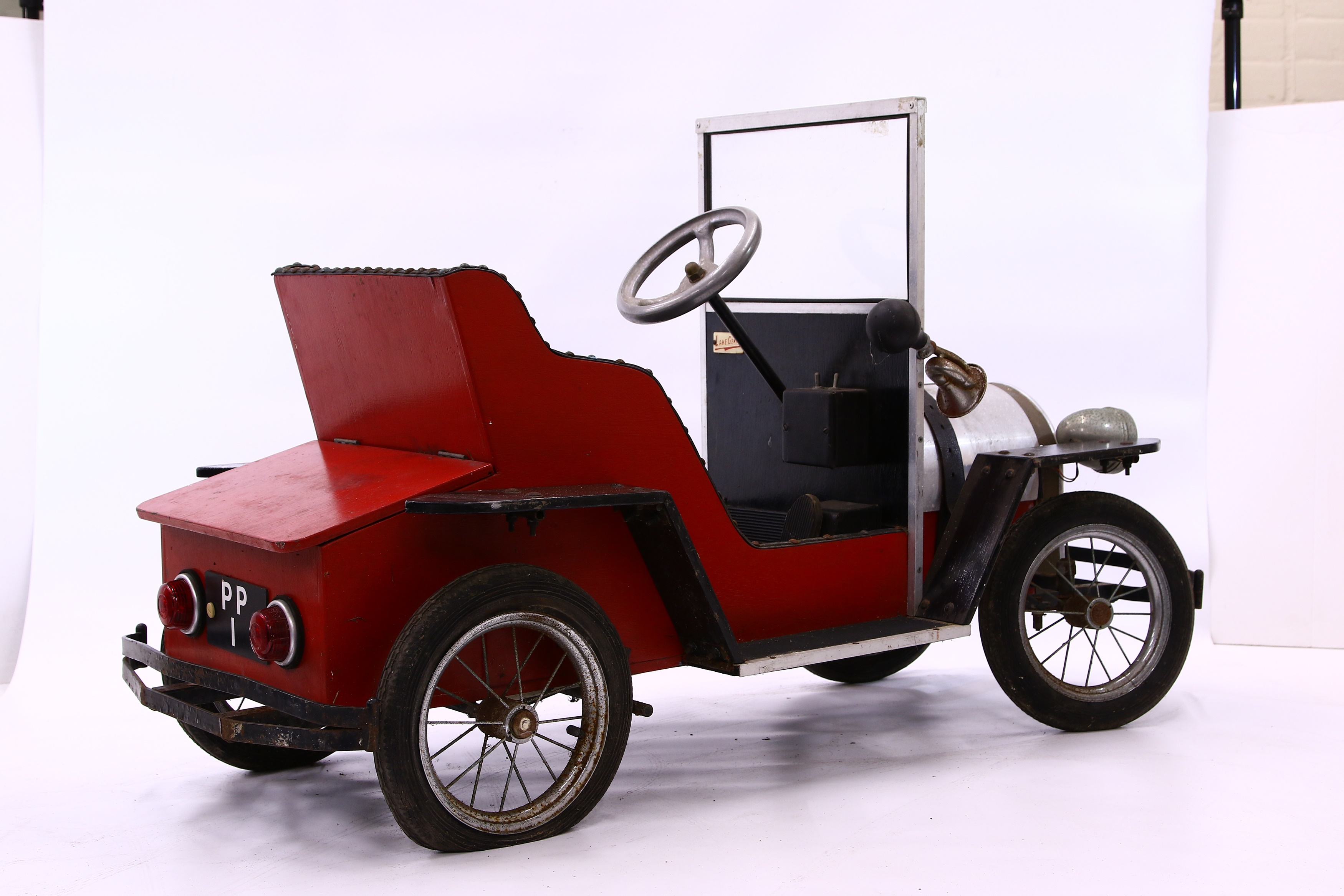 Lot 95 - A Makeshift Childs Electric Car - 'The
