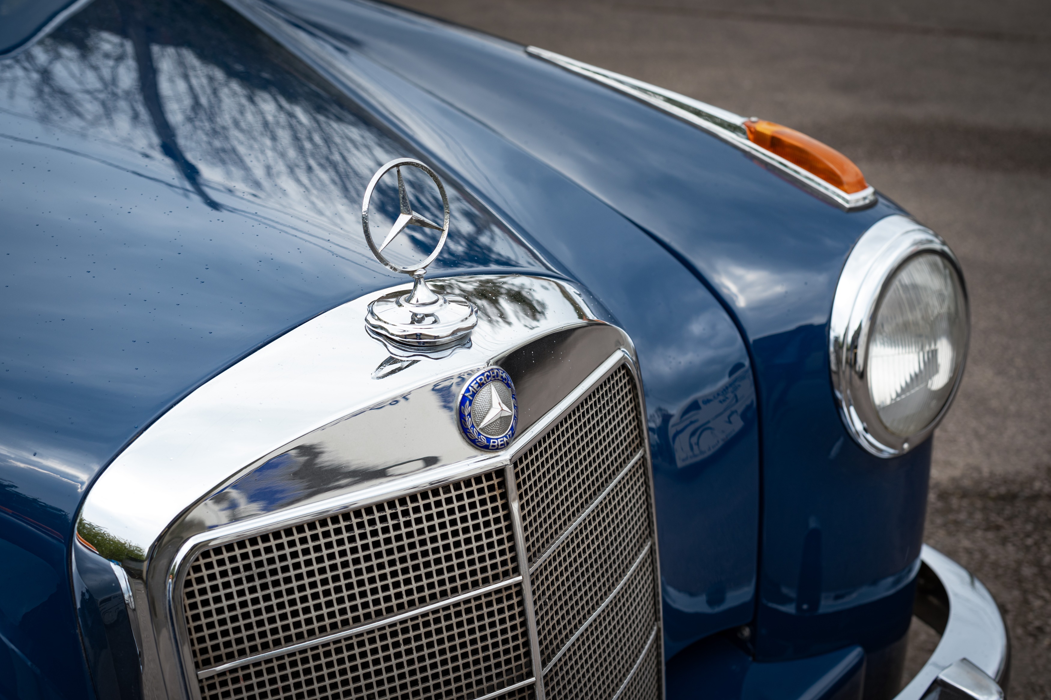 Lot 106 - 1959 Mercedes 219 Ponton