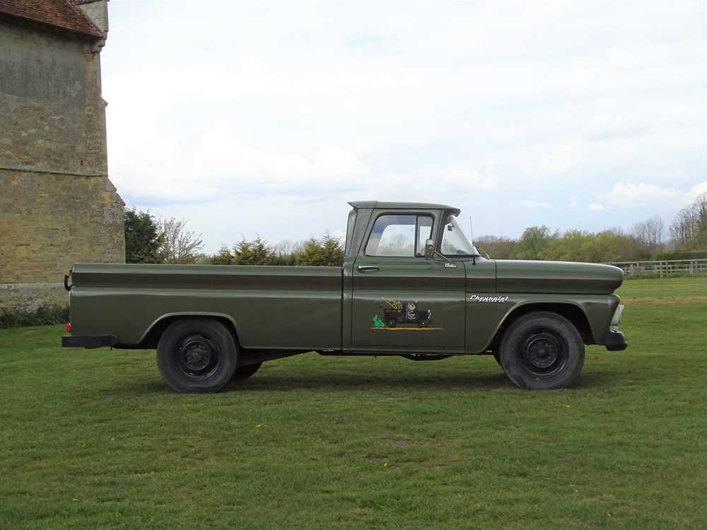 Lot 16 - 1960 Chevrolet C20 Apache