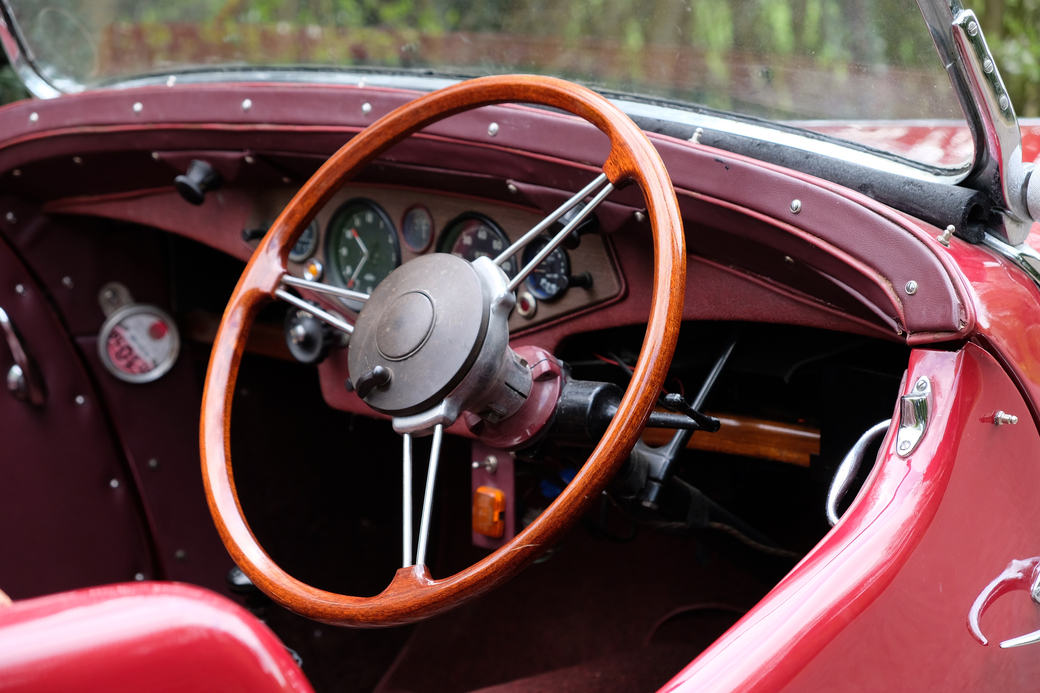 Lot 6 - 1947 Rover 12 P2 Sports Tourer