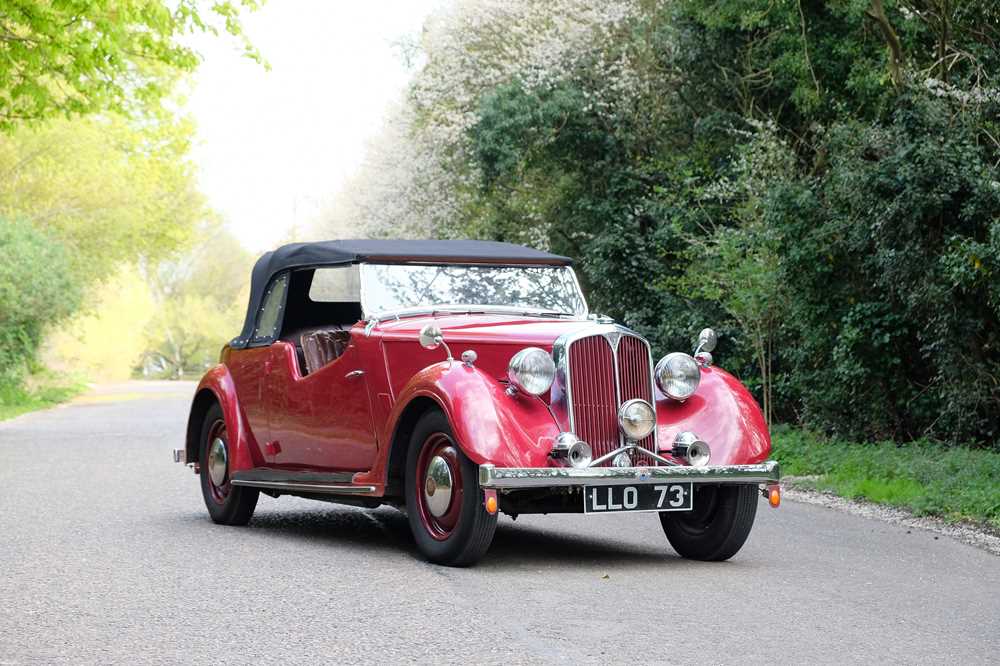 Lot 6 - 1947 Rover 12 P2 Sports Tourer