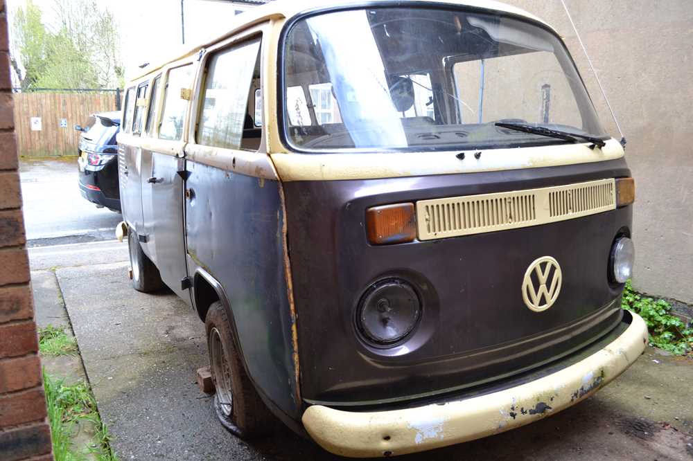 Lot 332 - 1973 Volkswagen Type 2 (T2) 'Day Bus'