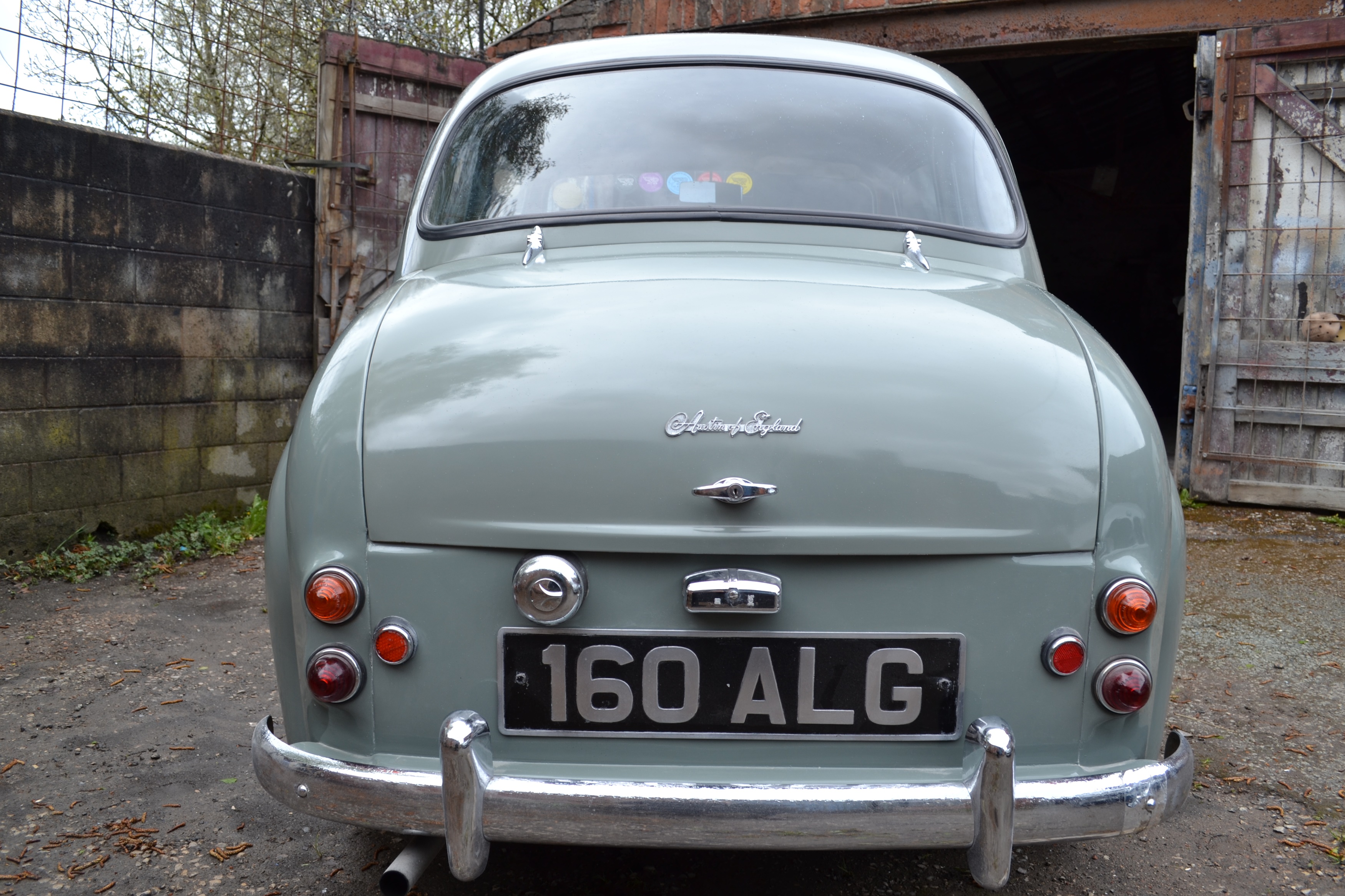 Lot 352 - 1957 Austin A35 Saloon