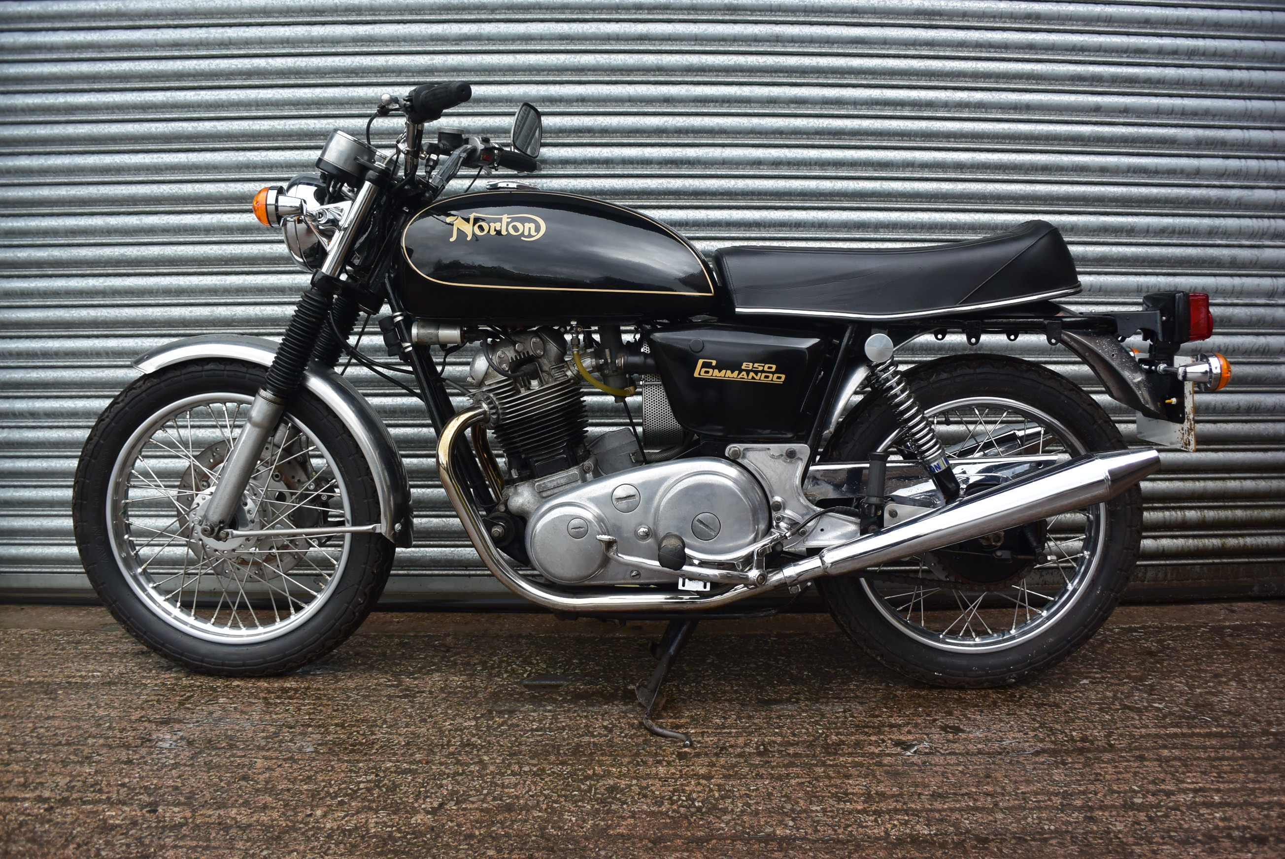 Lot 135 - 1973 Norton Commando 850