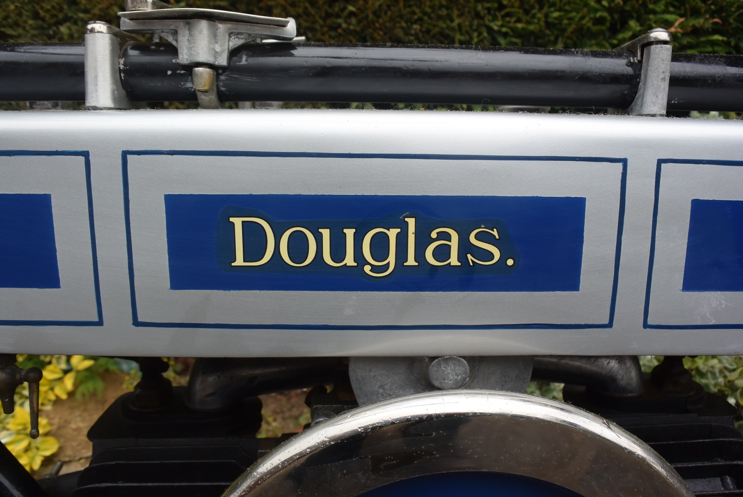 Lot 48 - 1910 Douglas Model C