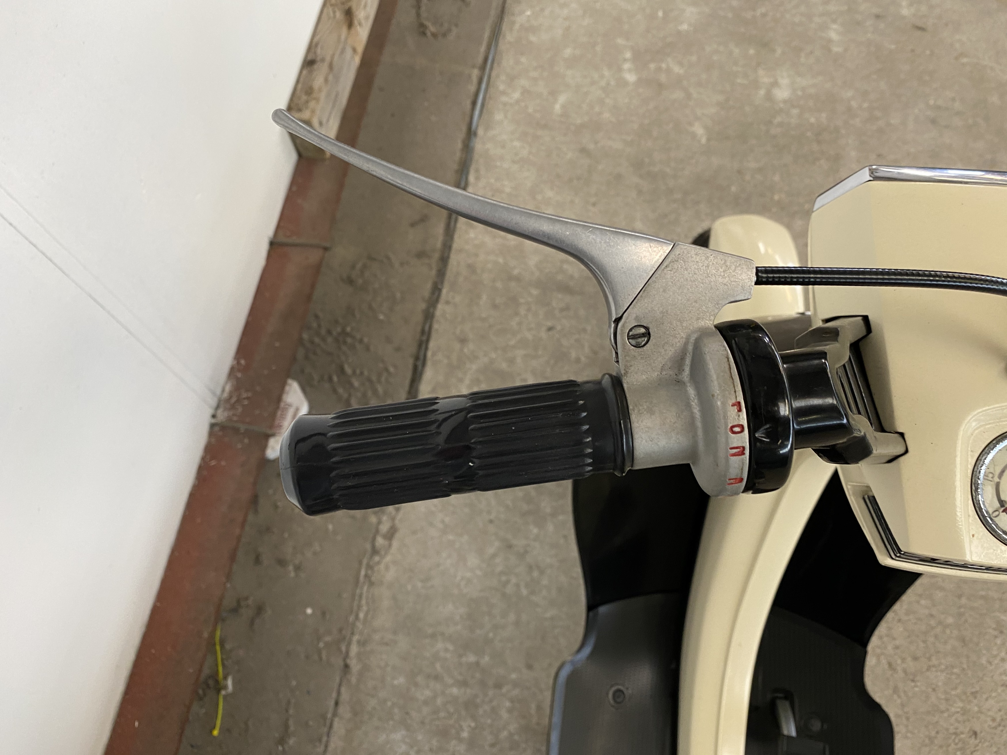 Lot 89 - 1971 Lambretta Vega Supertune Scooter