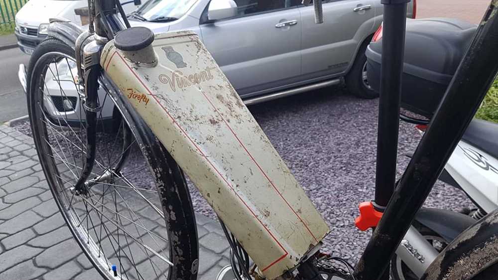 Lot 148 - 1954 Vincent Firefly