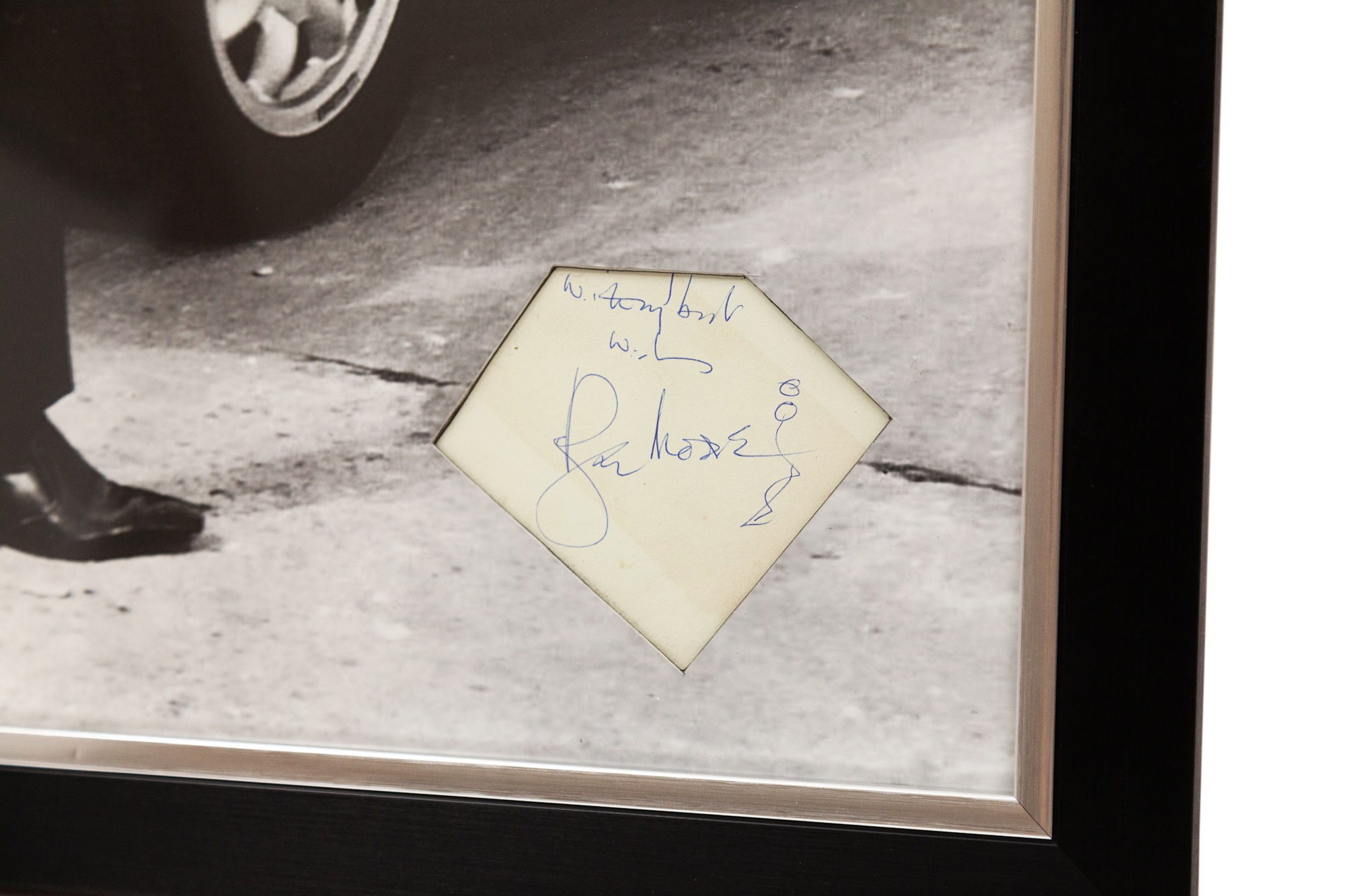 Lot 466 - Roger Moore ‘ The Saint’ Autograph