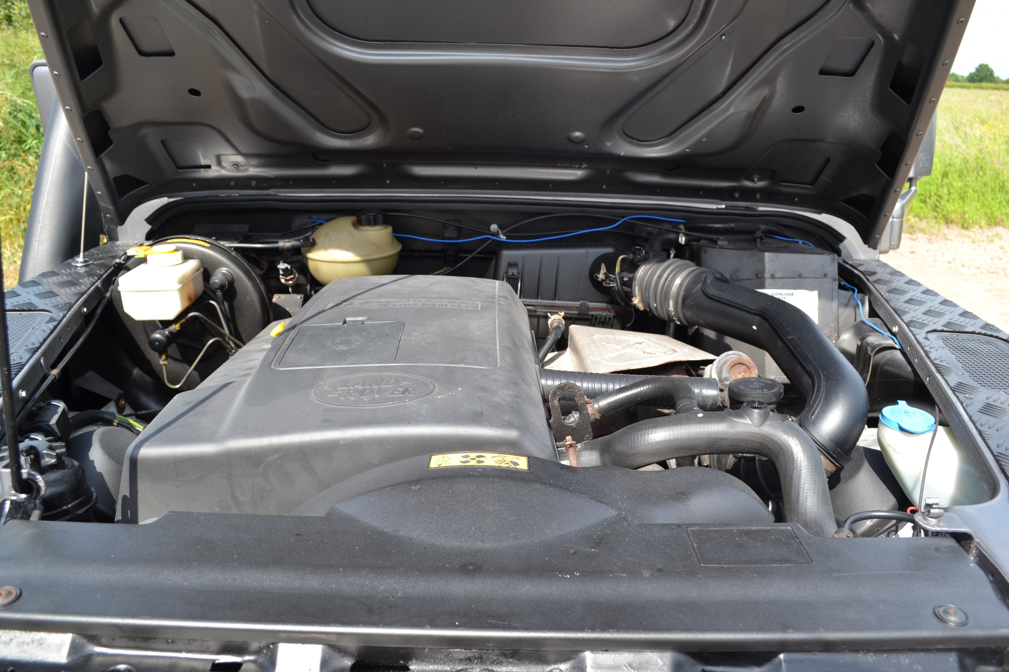 Lot 65 - 2004 Land Rover Defender 110 TD5