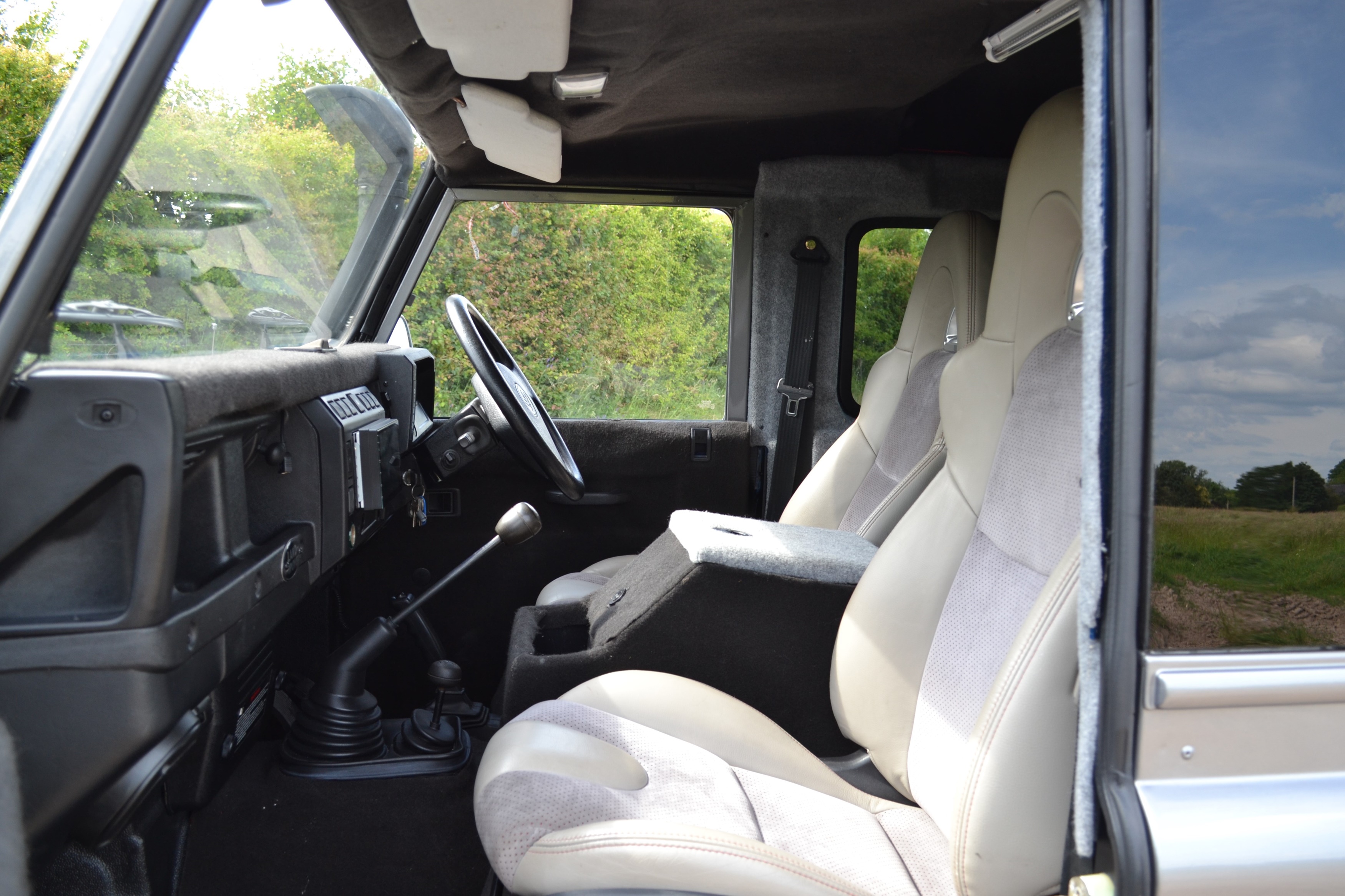 Lot 65 - 2004 Land Rover Defender 110 TD5