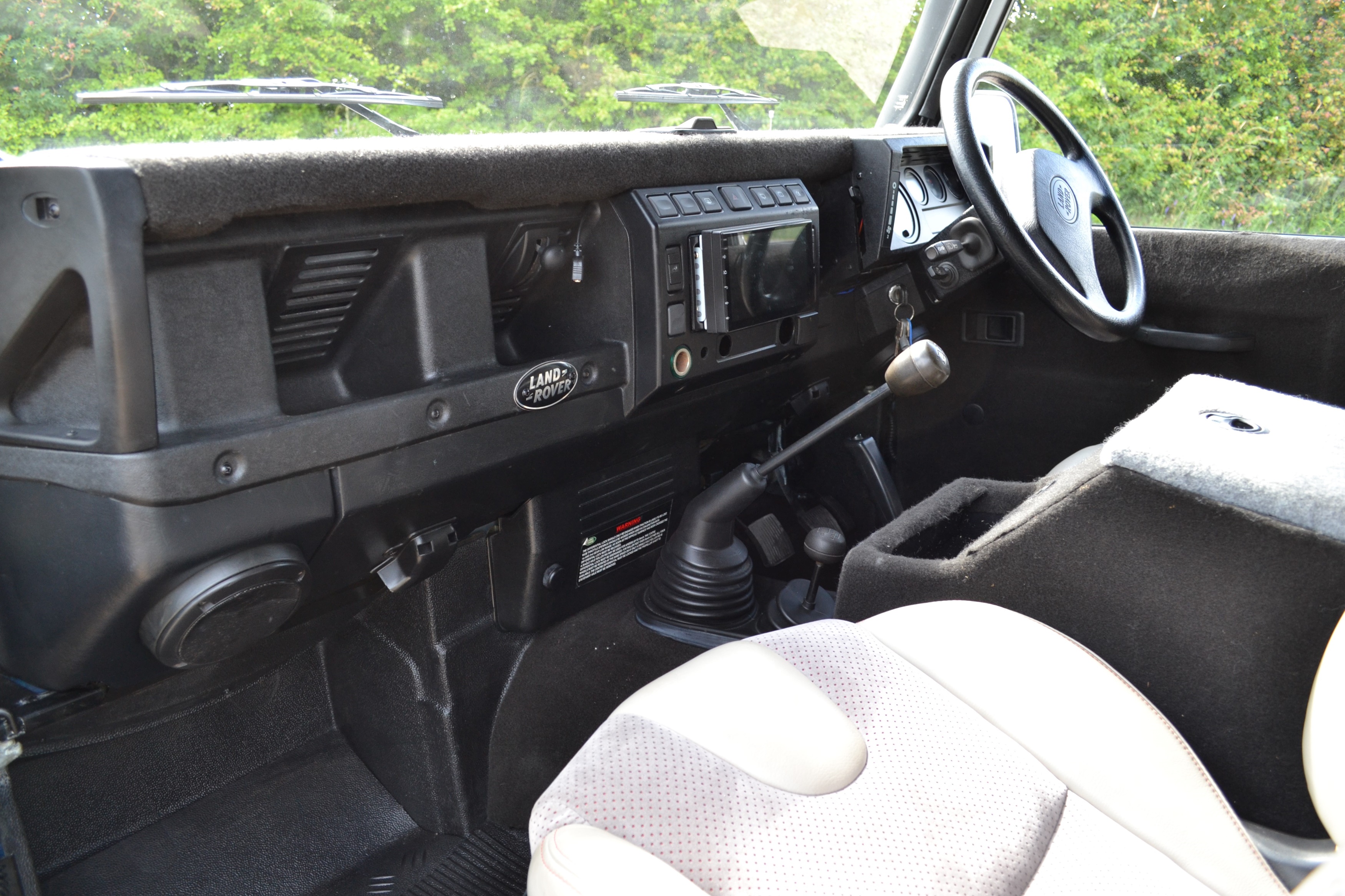 Lot 65 - 2004 Land Rover Defender 110 TD5
