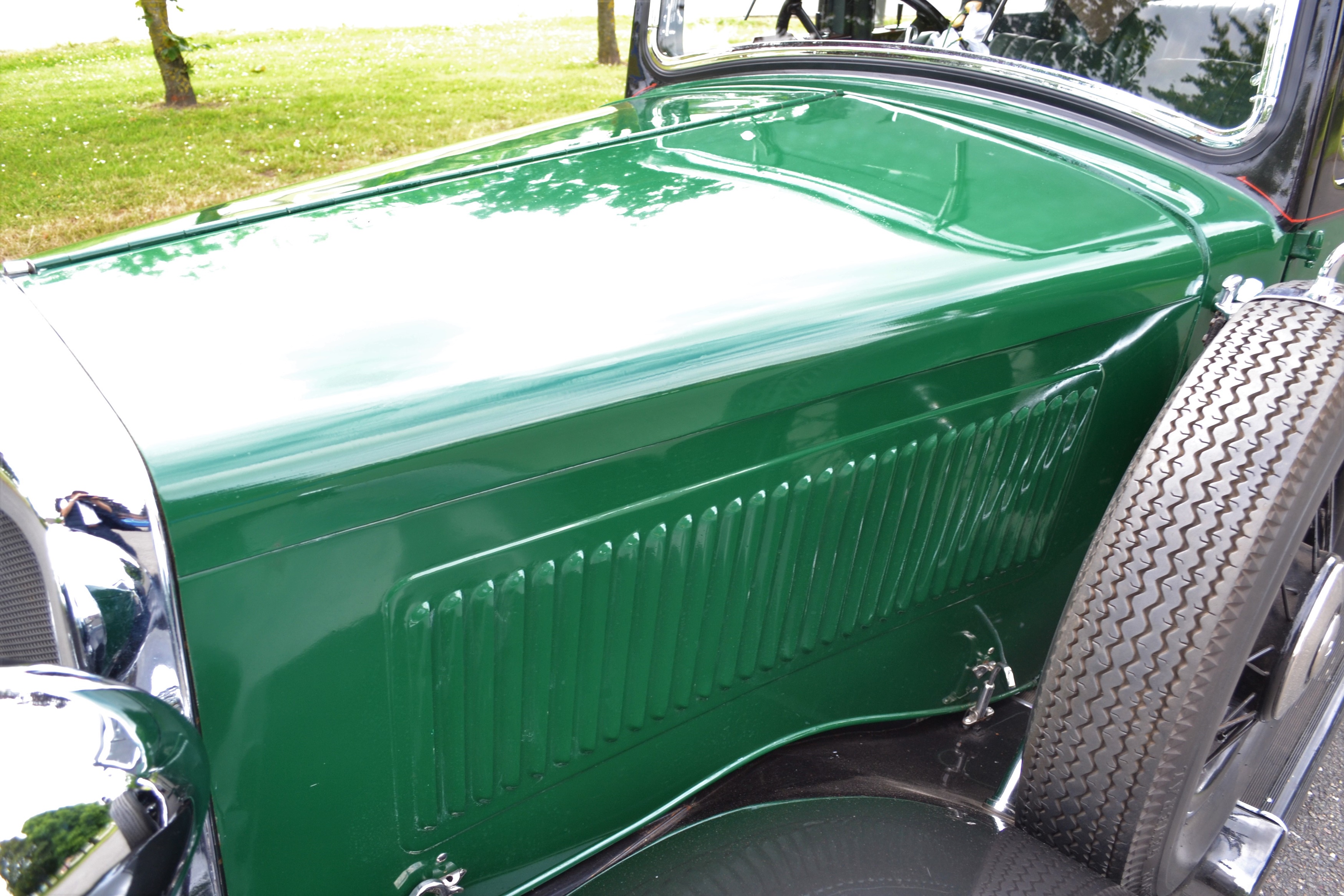 Lot 11 - 1935 Morris Oxford Sixteen Saloon