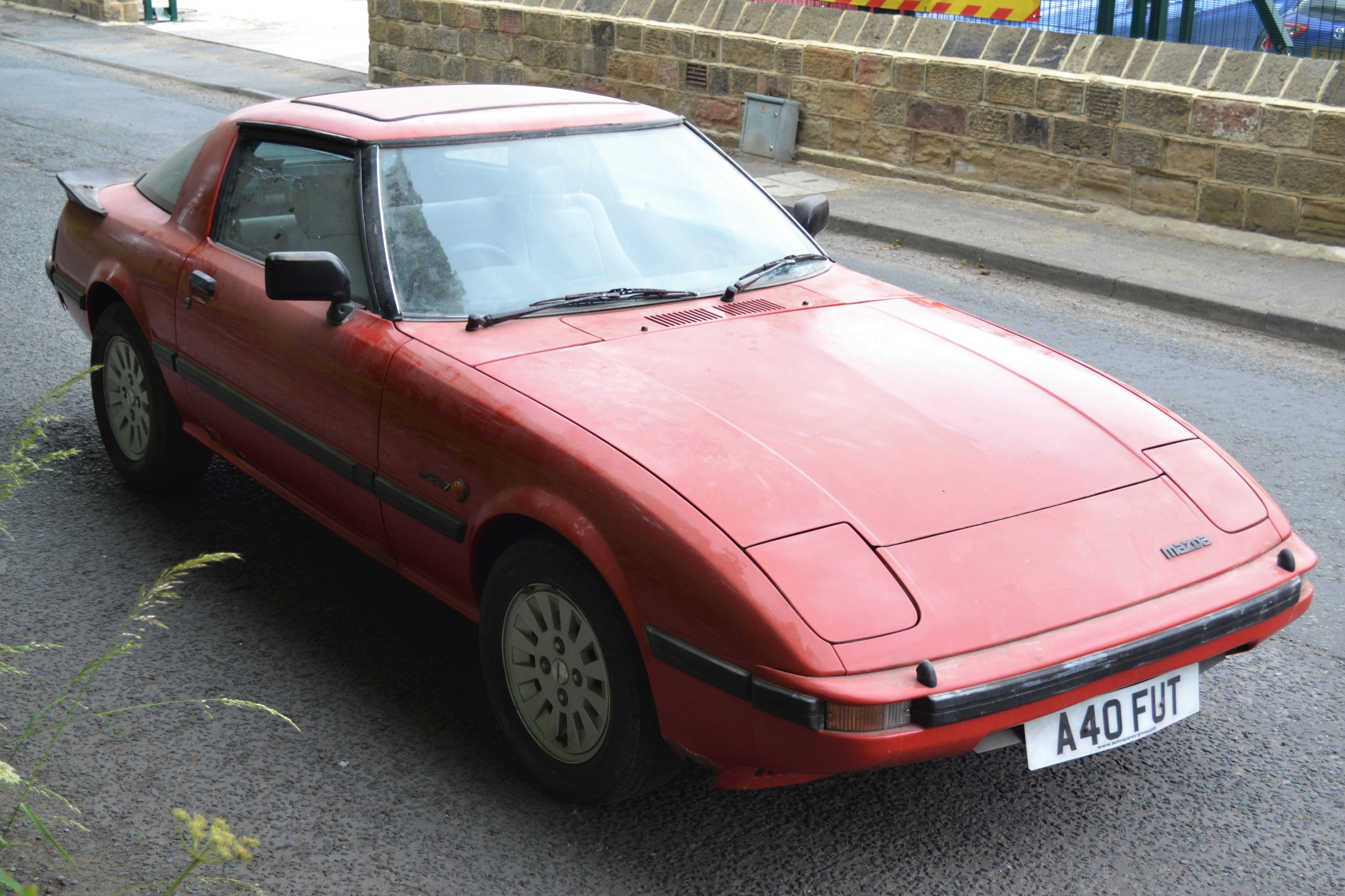 Lot 75 - 1984 Mazda RX-7
