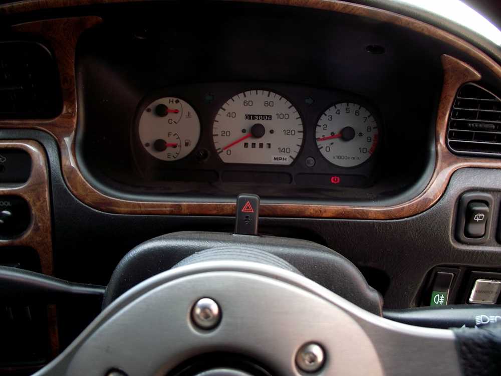 Lot 36 - 1999 Daihatsu Cuore Avanzato TR-XX R4