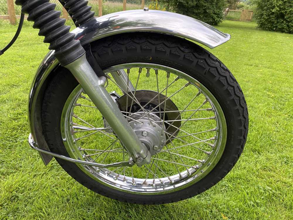 Lot 74 - 1981 Triumph T140E