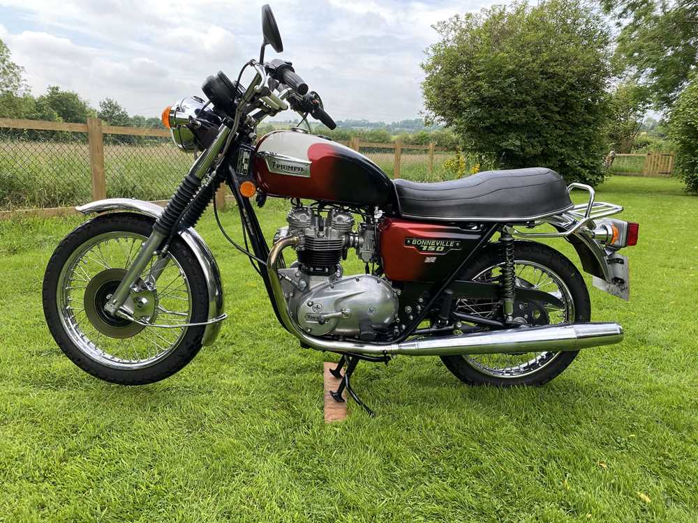 Lot 74 - 1981 Triumph T140E