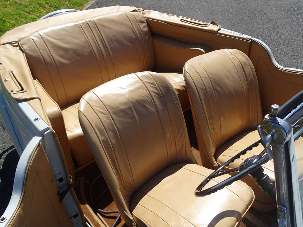 Lot 43 - 1936 Ford 10 Model CX De Luxe Touring