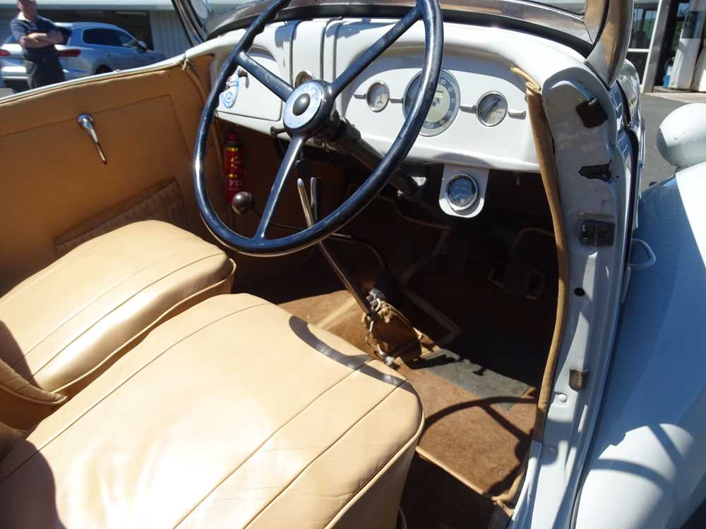 Lot 43 - 1936 Ford 10 Model CX De Luxe Touring