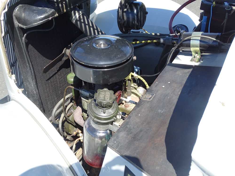 Lot 43 - 1936 Ford 10 Model CX De Luxe Touring