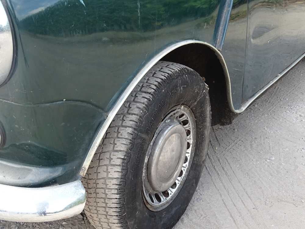 Lot 300 - 1972 Austin Mini 1000