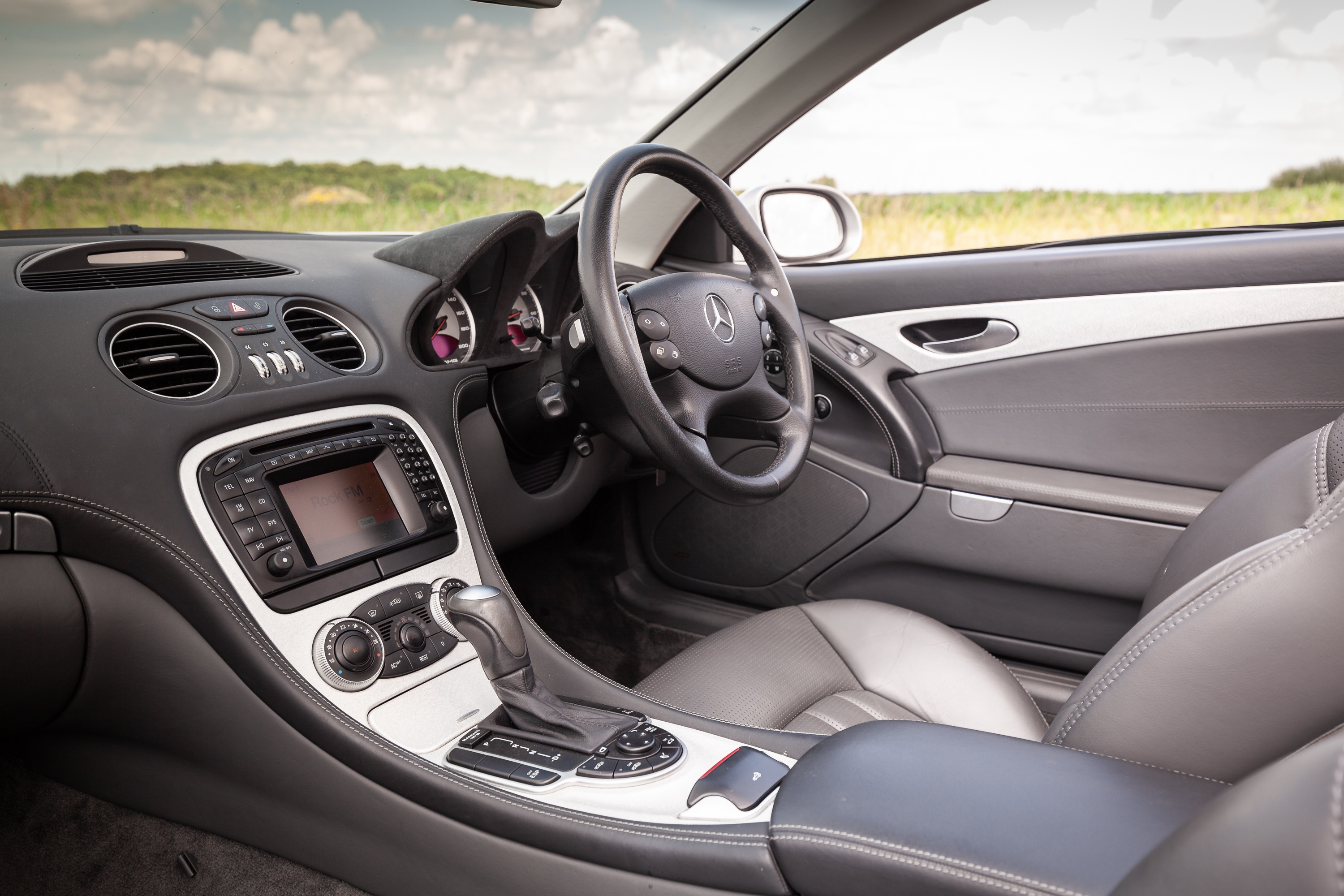 Lot 66 - 2002 Mercedes-Benz SL55 AMG