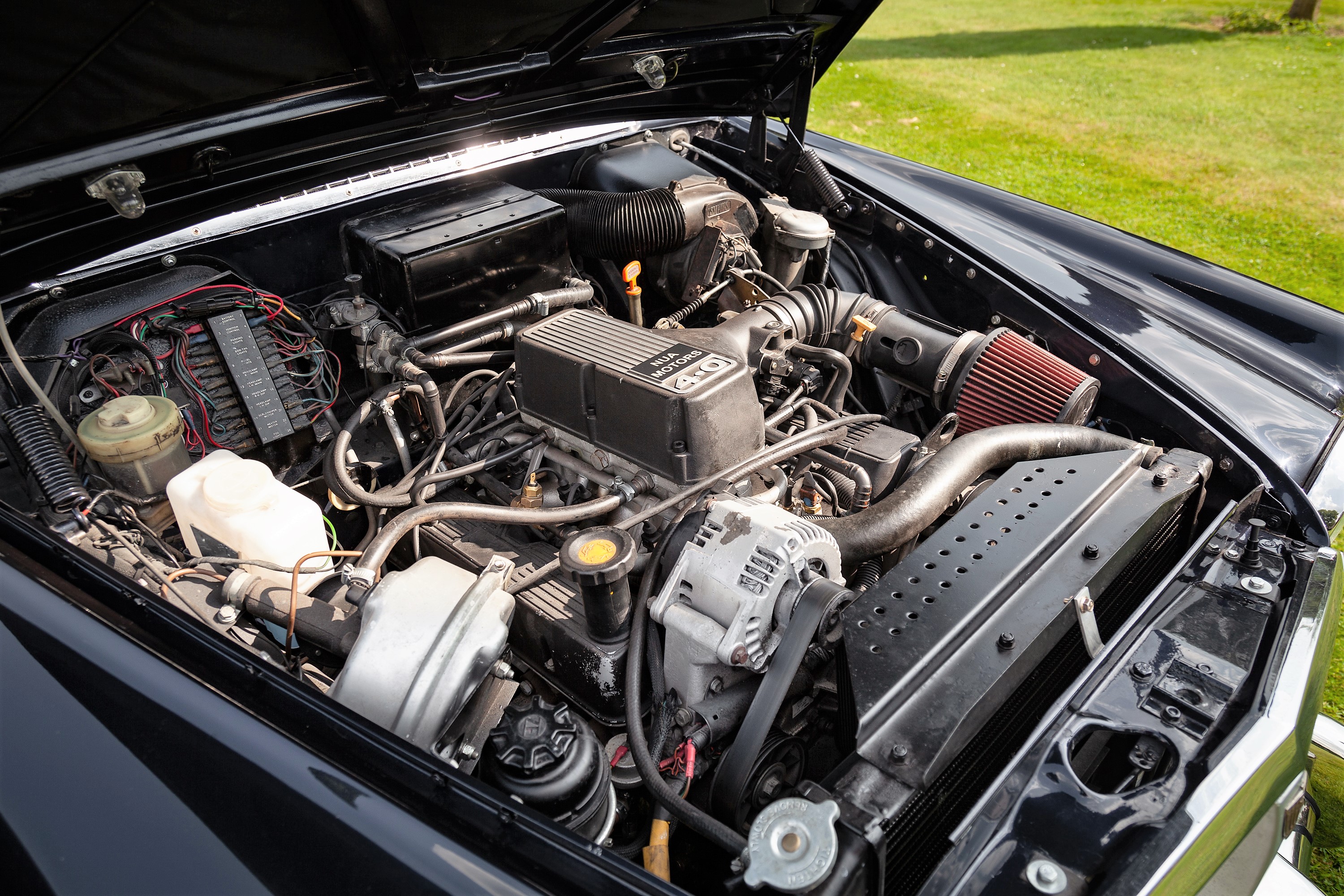 Lot 71 - 1969 Rover P5B Coupe