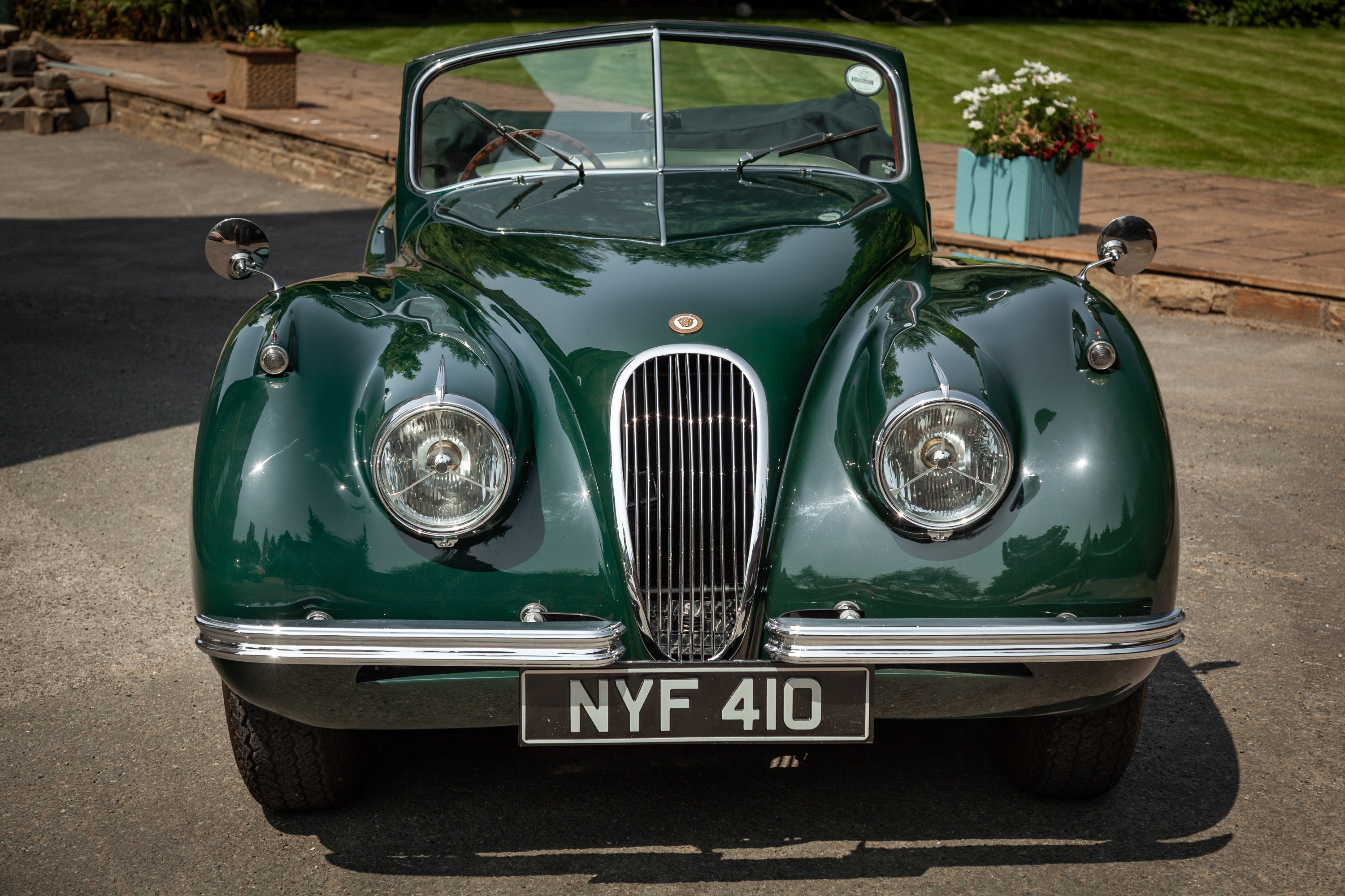 Lot 69 - 1953 Jaguar XK120 Drophead Coupe